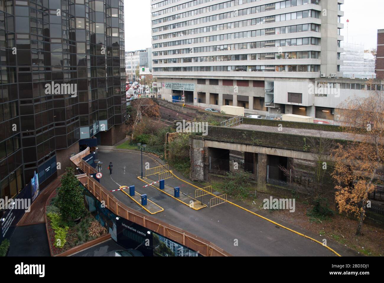 Brown Glass Glazing Steel Frame Former West 5 Beavor Lane, Hammersmith ...