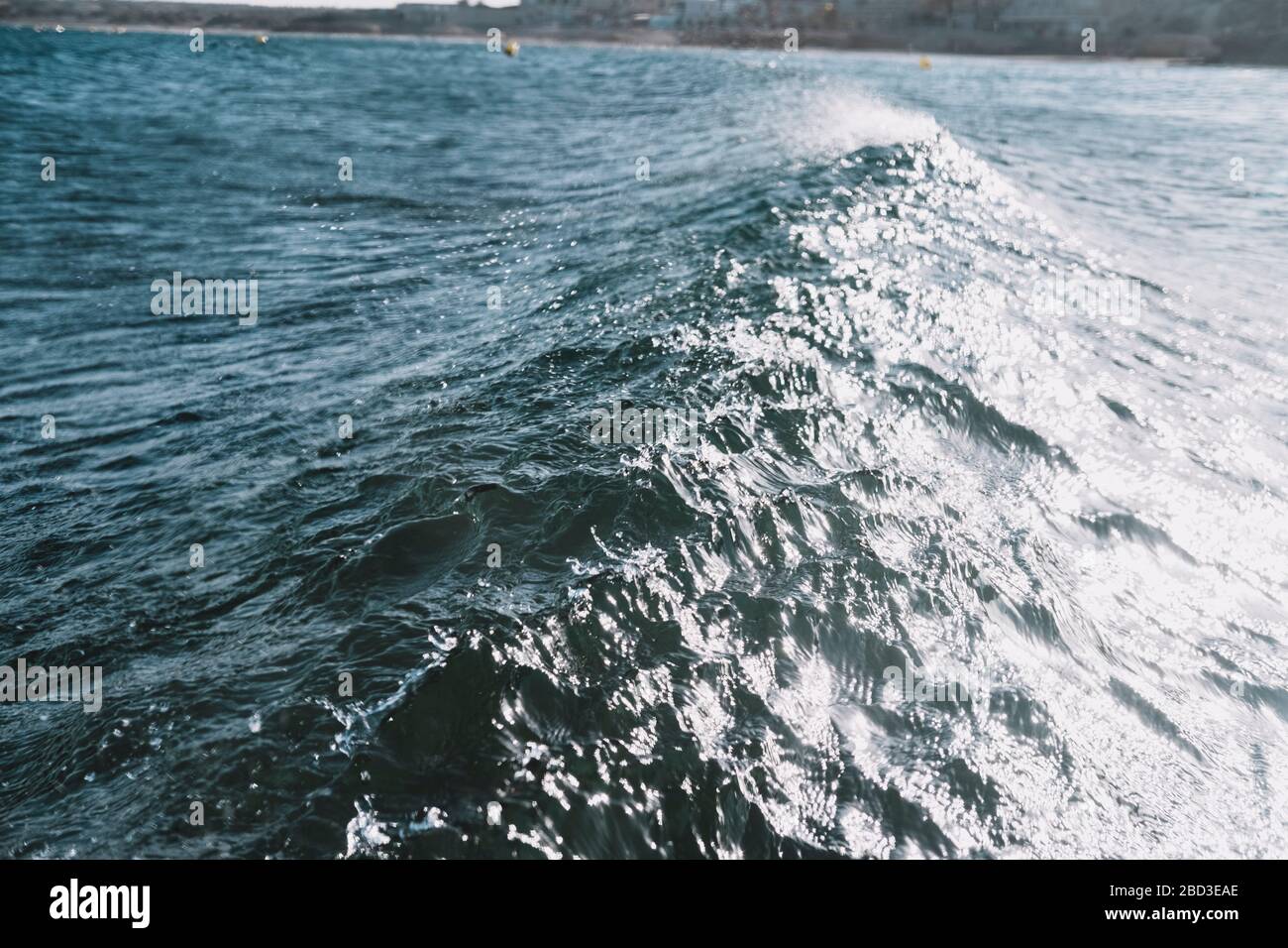 Wave detail hi-res stock photography and images - Alamy