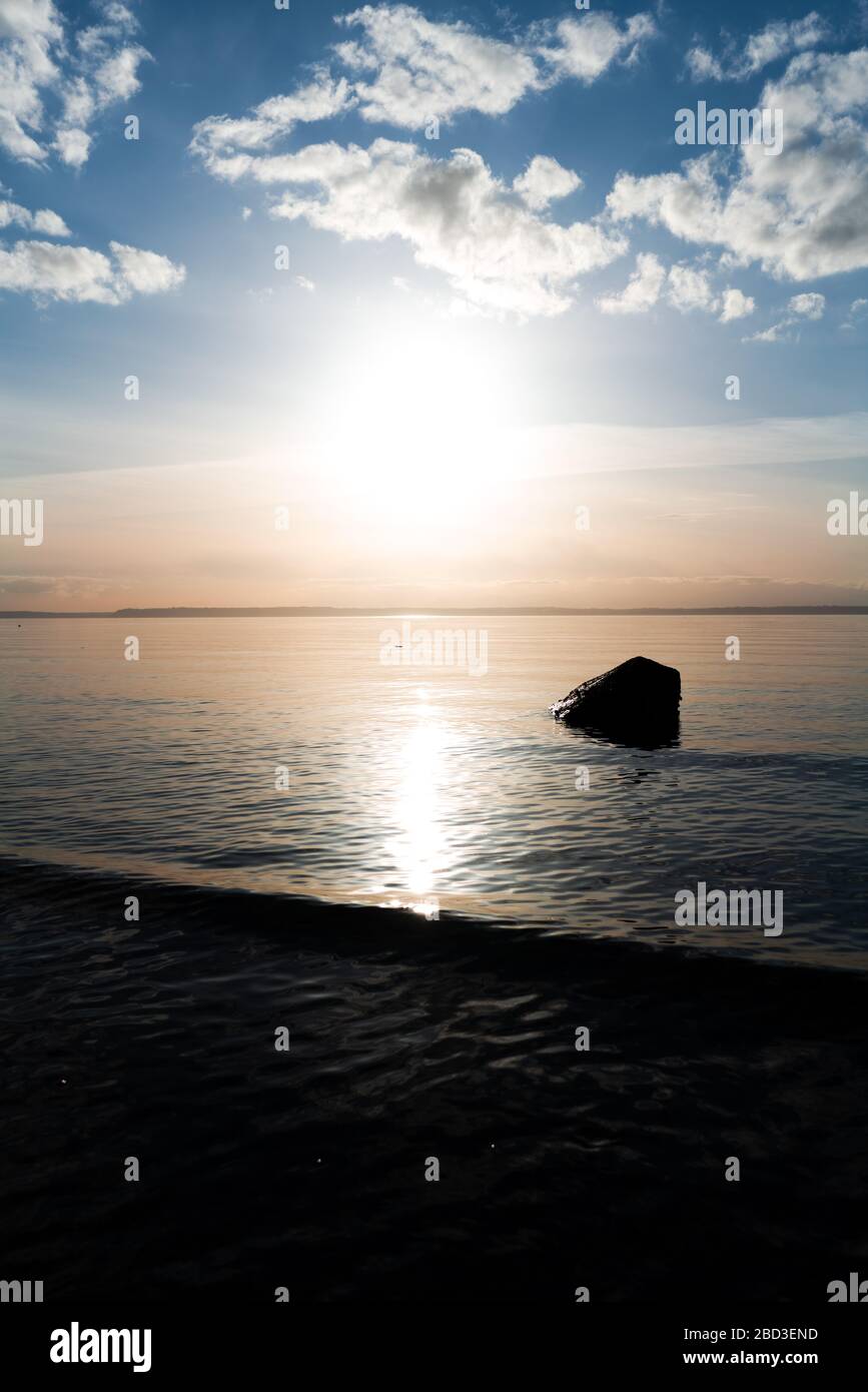 Peaceful sound of waves hi-res stock photography and images - Alamy