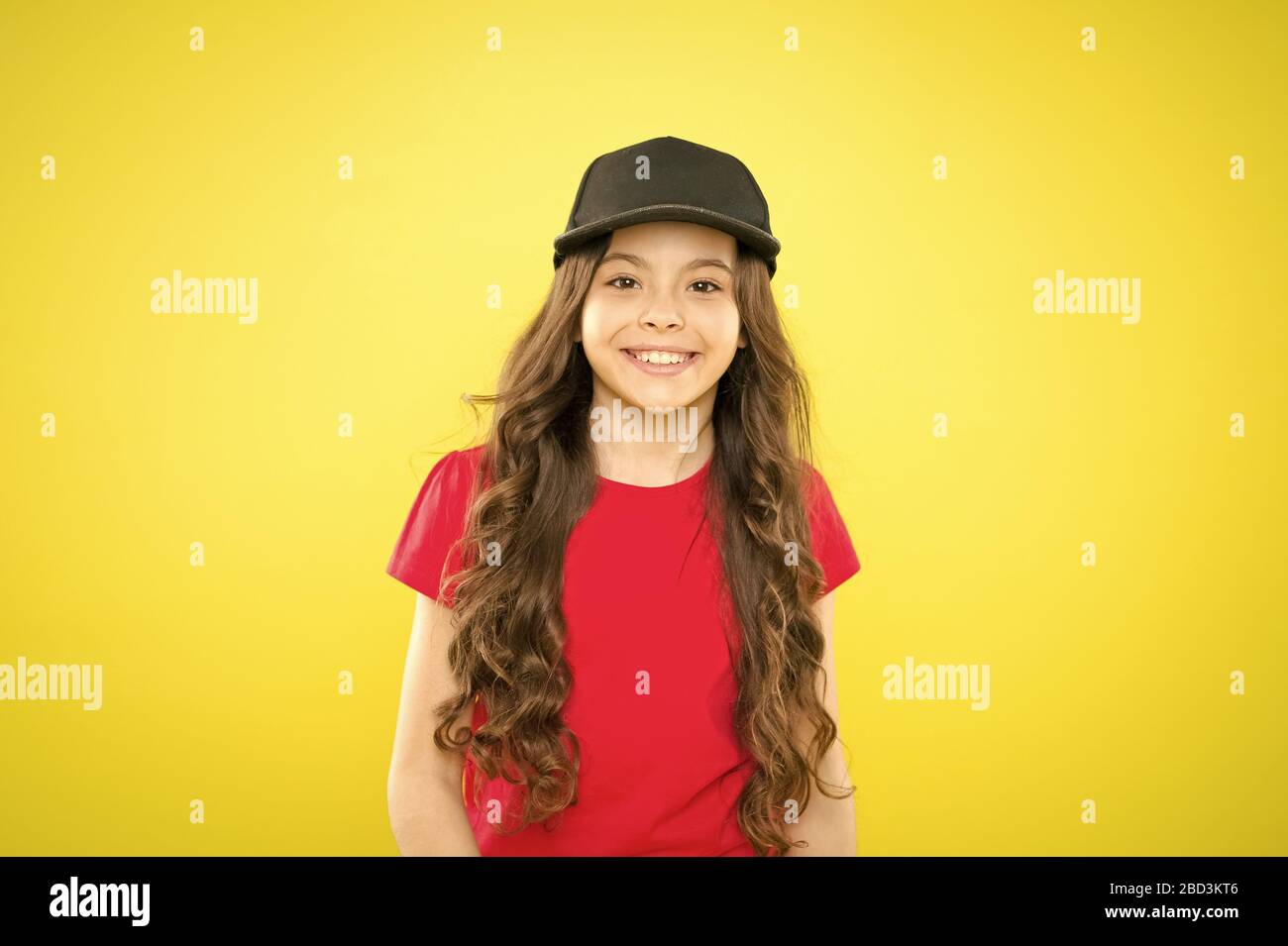 Beauteous Maximus. small girl with long hair. cool girl with long curly ...