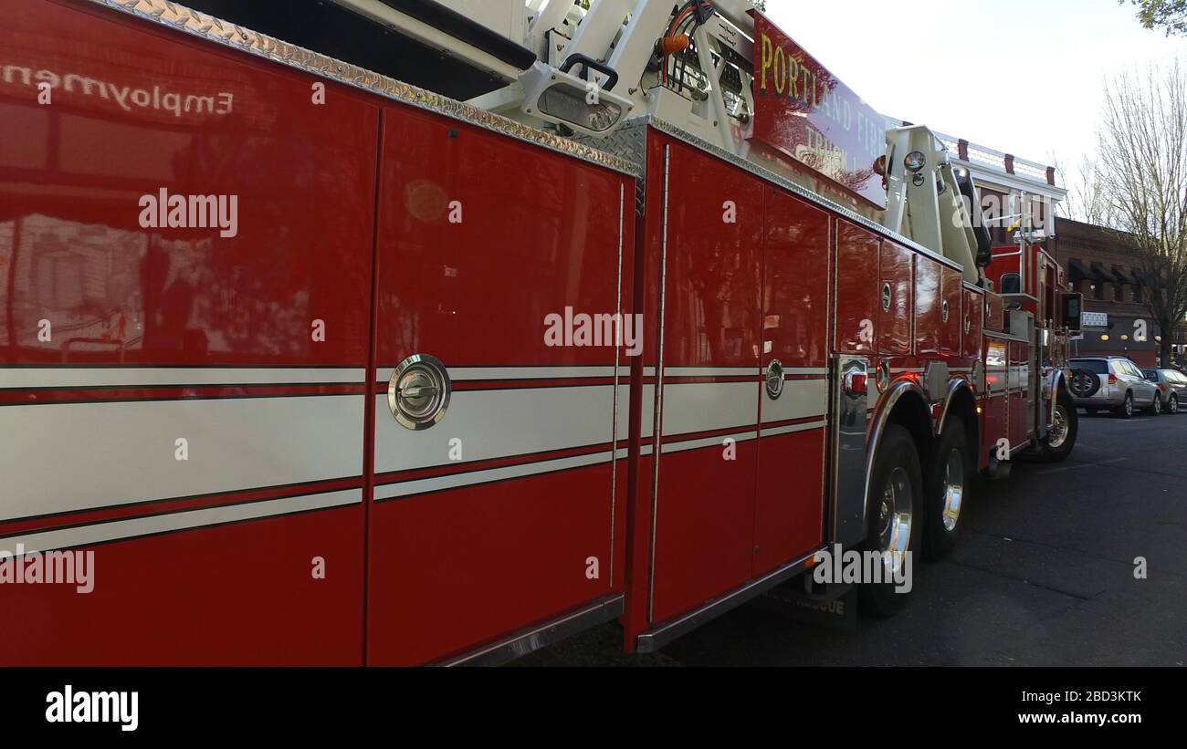 Portland fire and rescue hi-res stock photography and images - Alamy