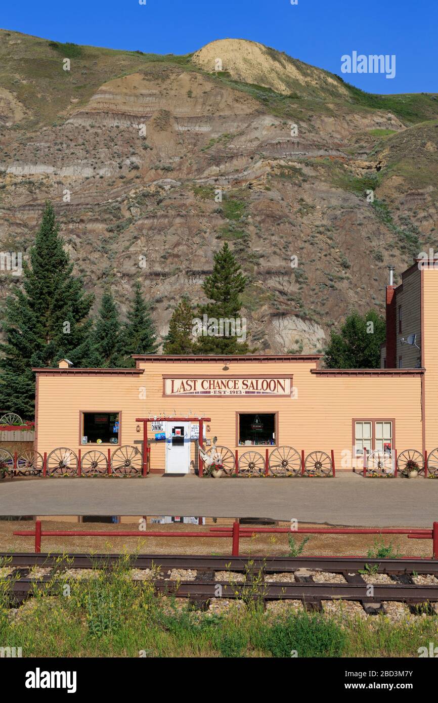 Last Chance Saloon in Wayne, Drumheller, Alberta, Canada Stock Photo ...