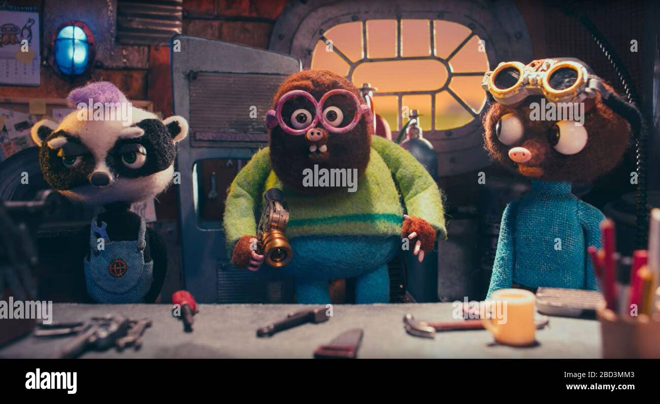 STRIKE, from left: Hedy (voice: Alex Kelly), Ryan (voice: Naomi ...