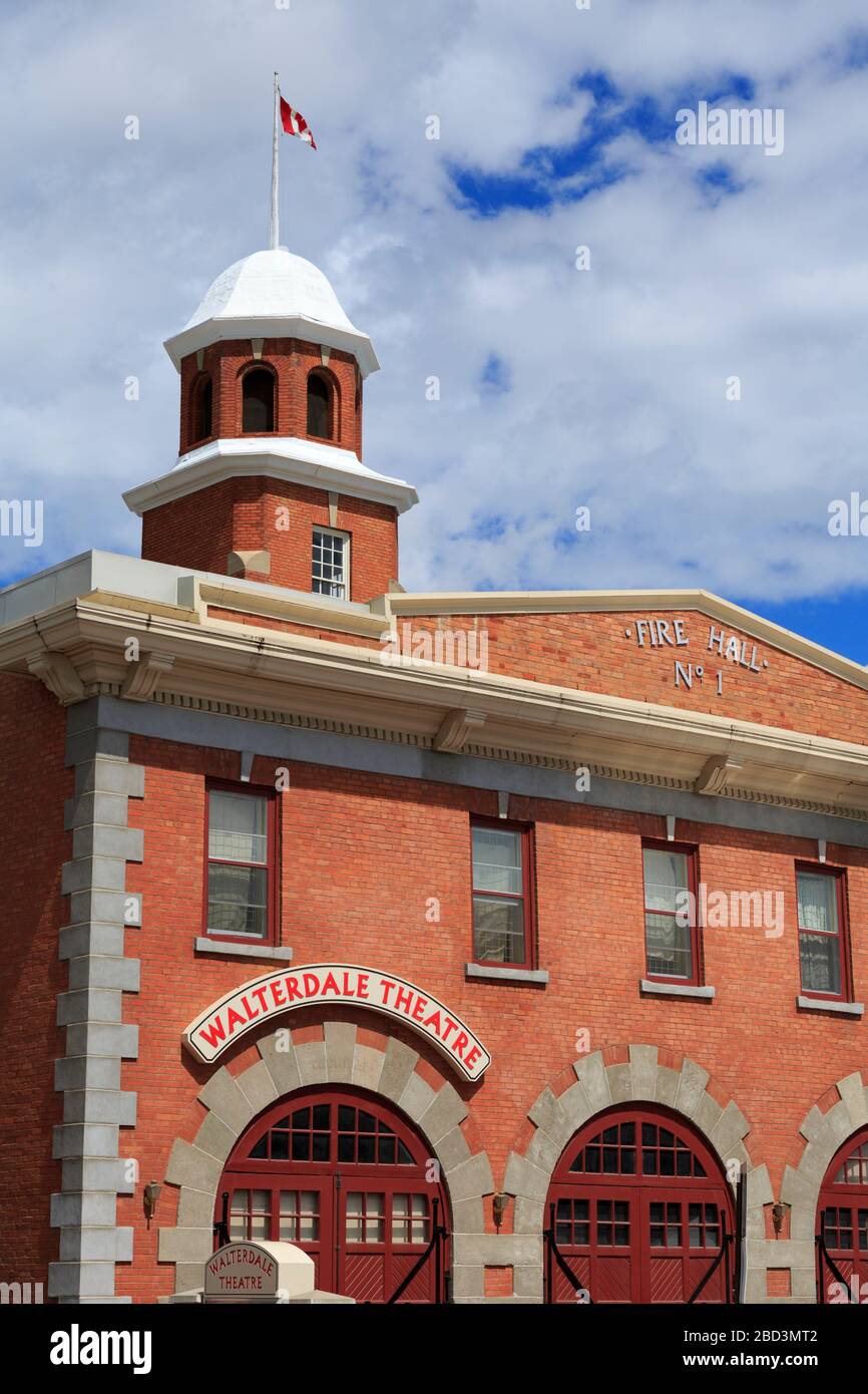 Fire hall hi-res stock photography and images - Alamy