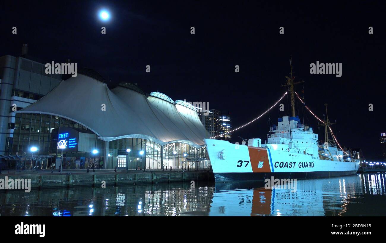 US Coast Guard at Baltimore harbor by night - BALTIMORE, UNITED STATES ...
