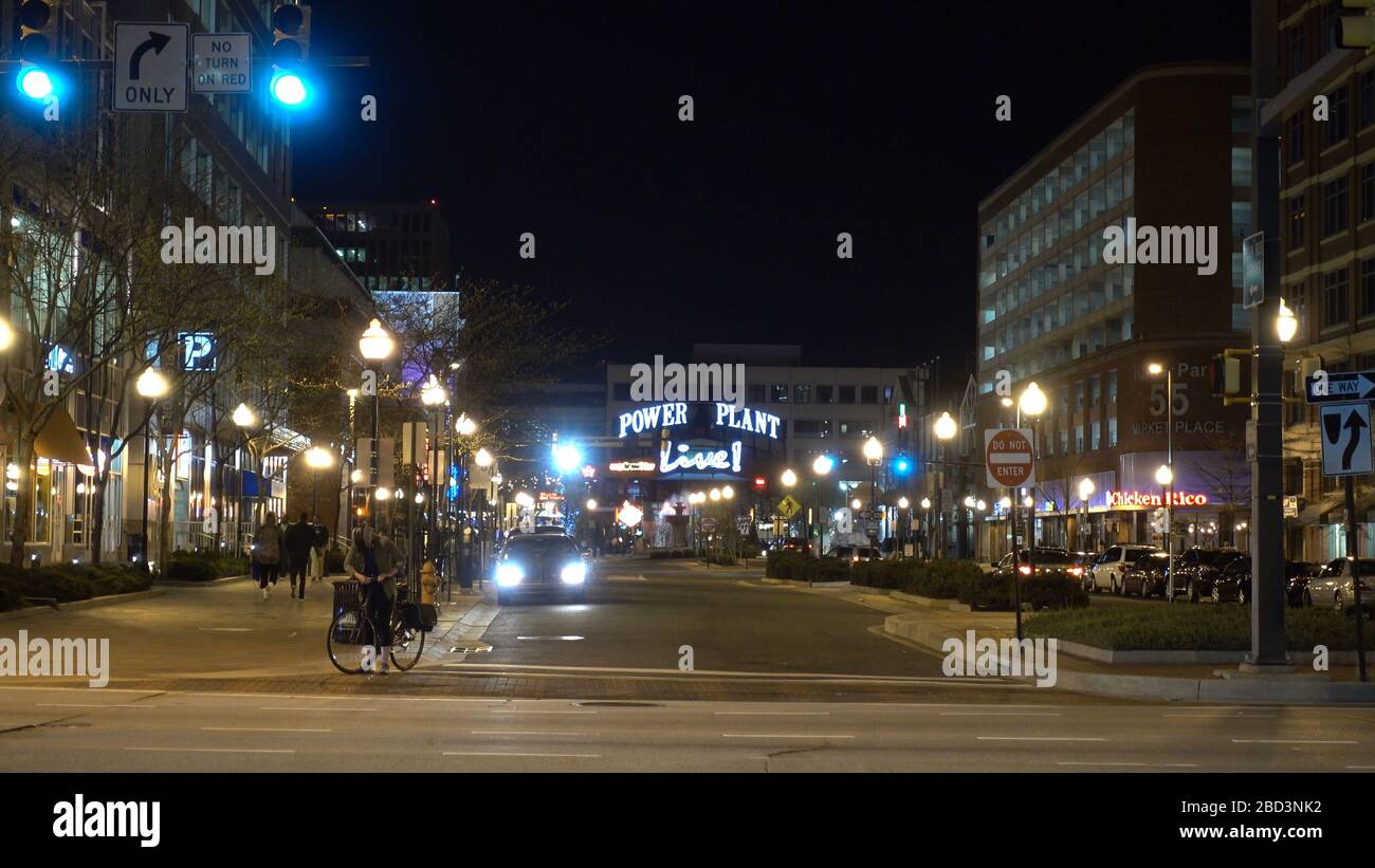 Power Plant live in Baltimore Inner Harbor - BALTIMORE, UNITED STATES ...