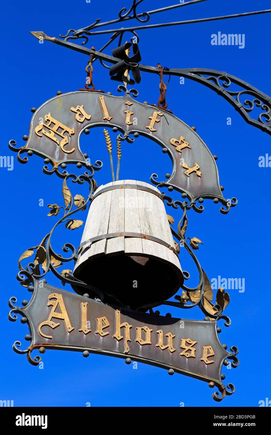 Halifax alehouse hi-res stock photography and images - Alamy