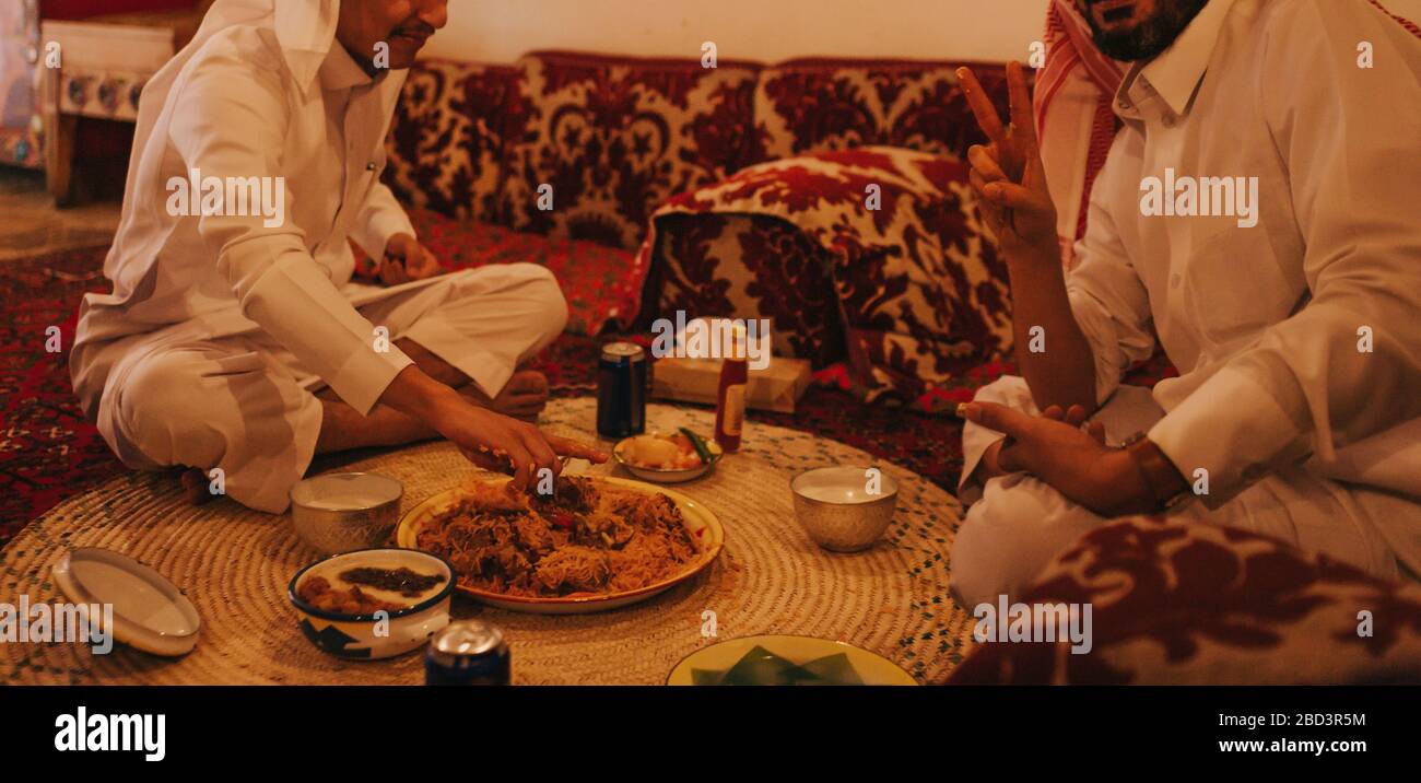 Traditional saudi lunch hi-res stock photography and images - Alamy