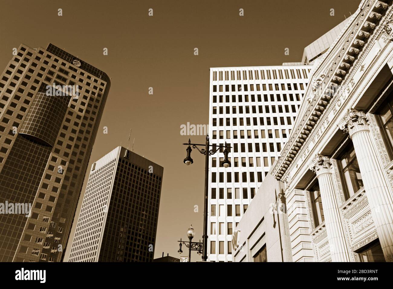 The White House Building on Portage Avenue, Winnipeg, Manitoba, Canada ...
