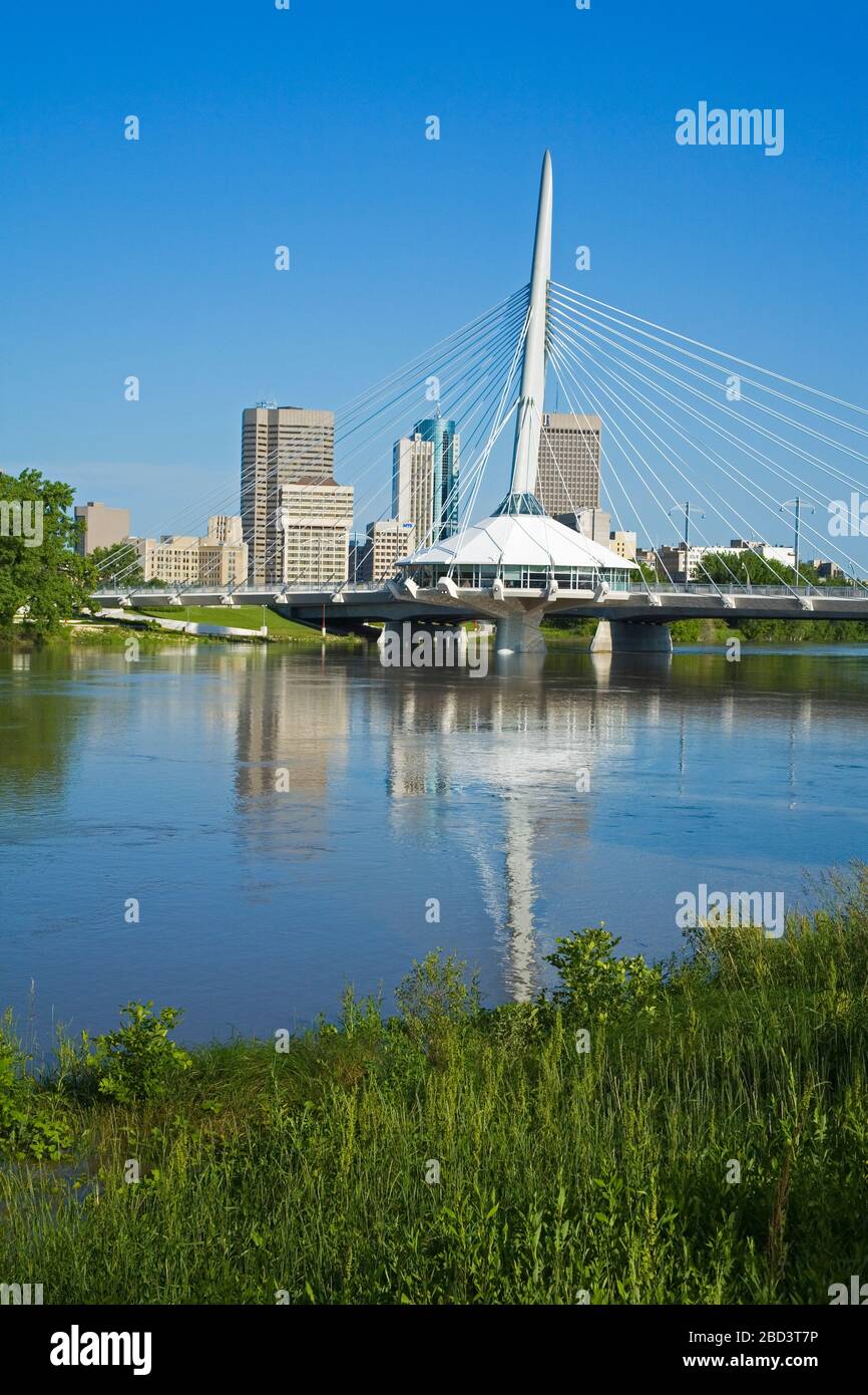 Esplanade Riel Pedestrian Bridge, Winnipeg, Manitoba, Canada Stock ...