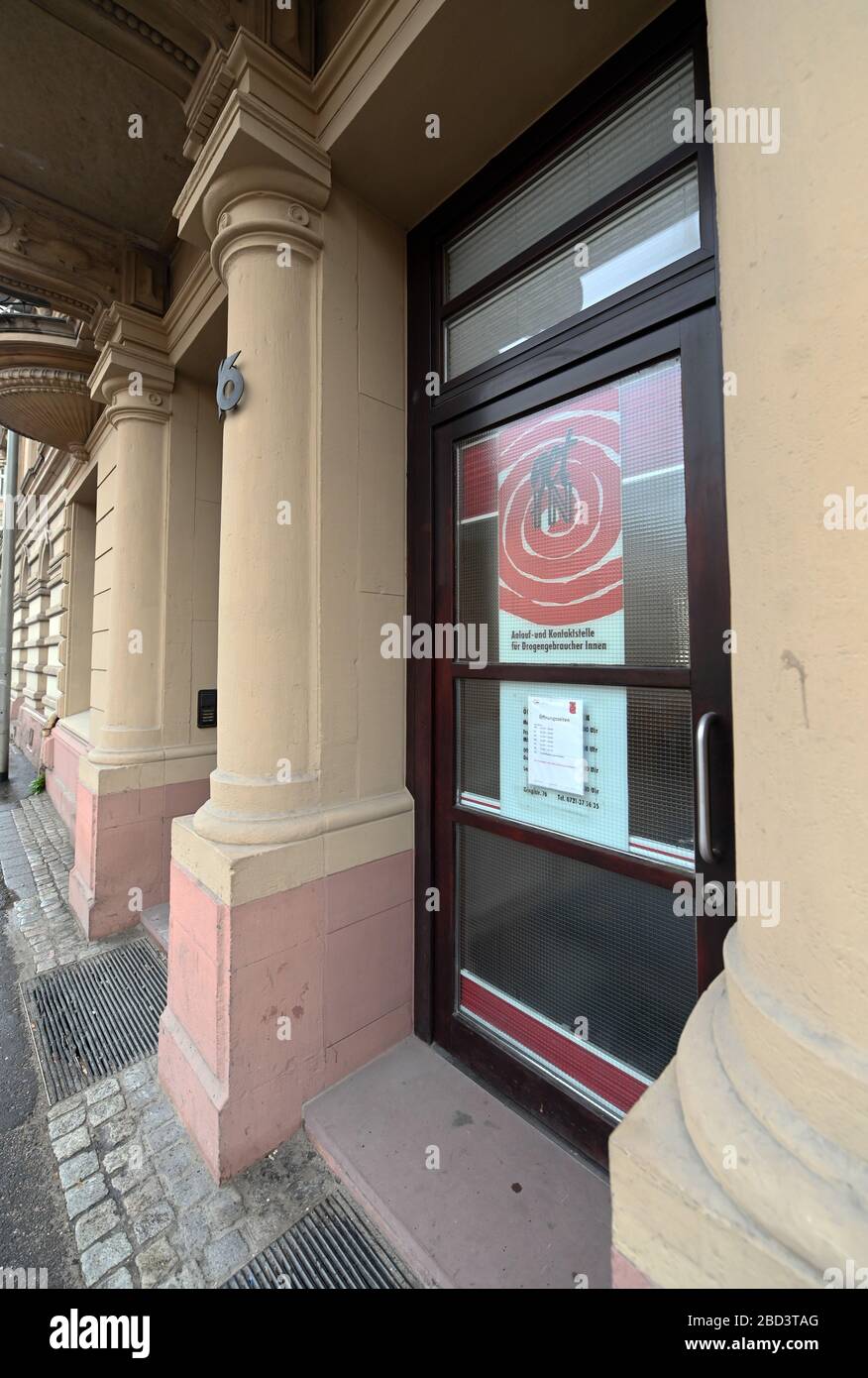 Drug houses hi-res stock photography and images - Alamy