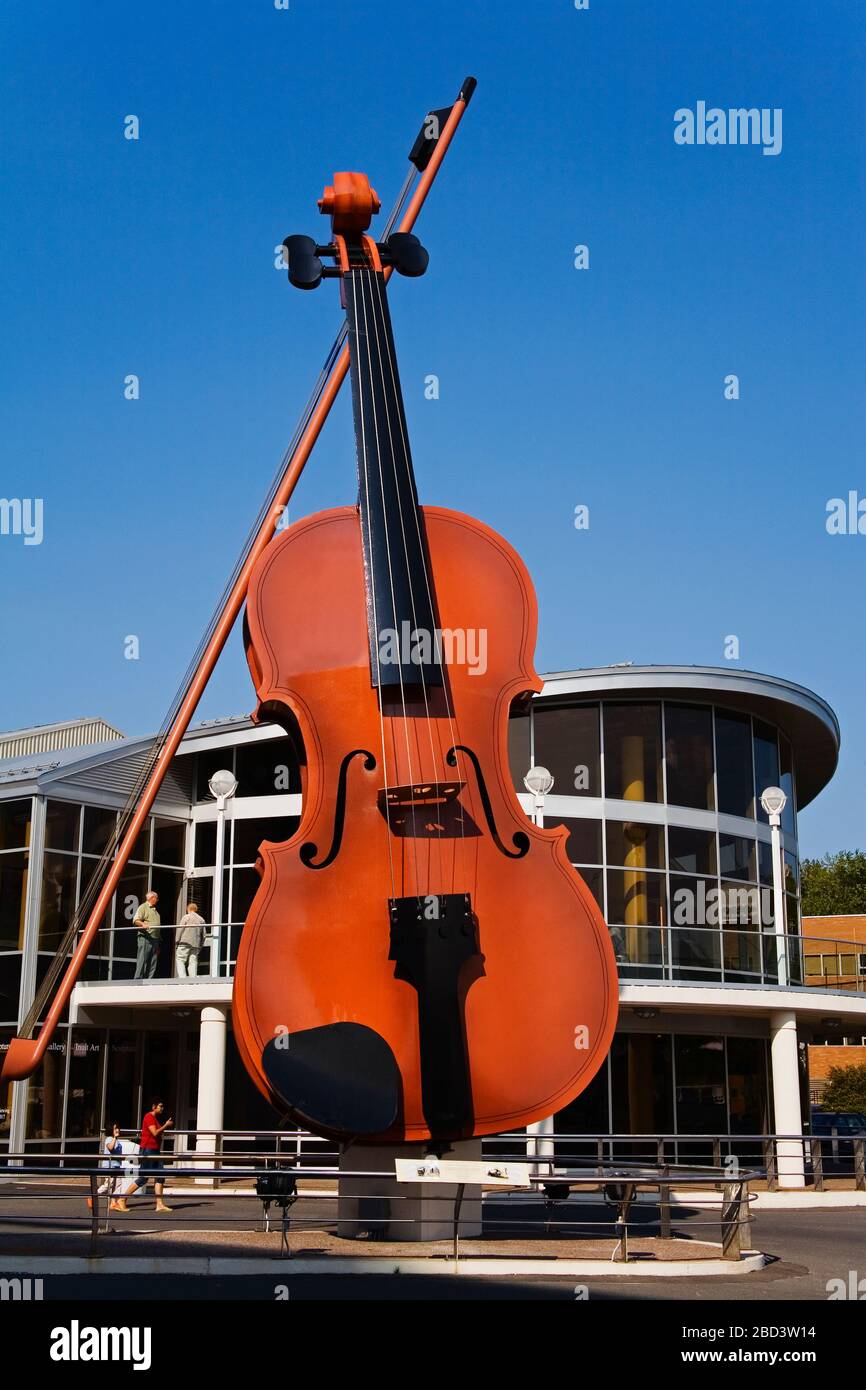 The Big Ceilidh Fiddle by Cyril Hearn, Sydney Pavilion, Port of Sydney ...