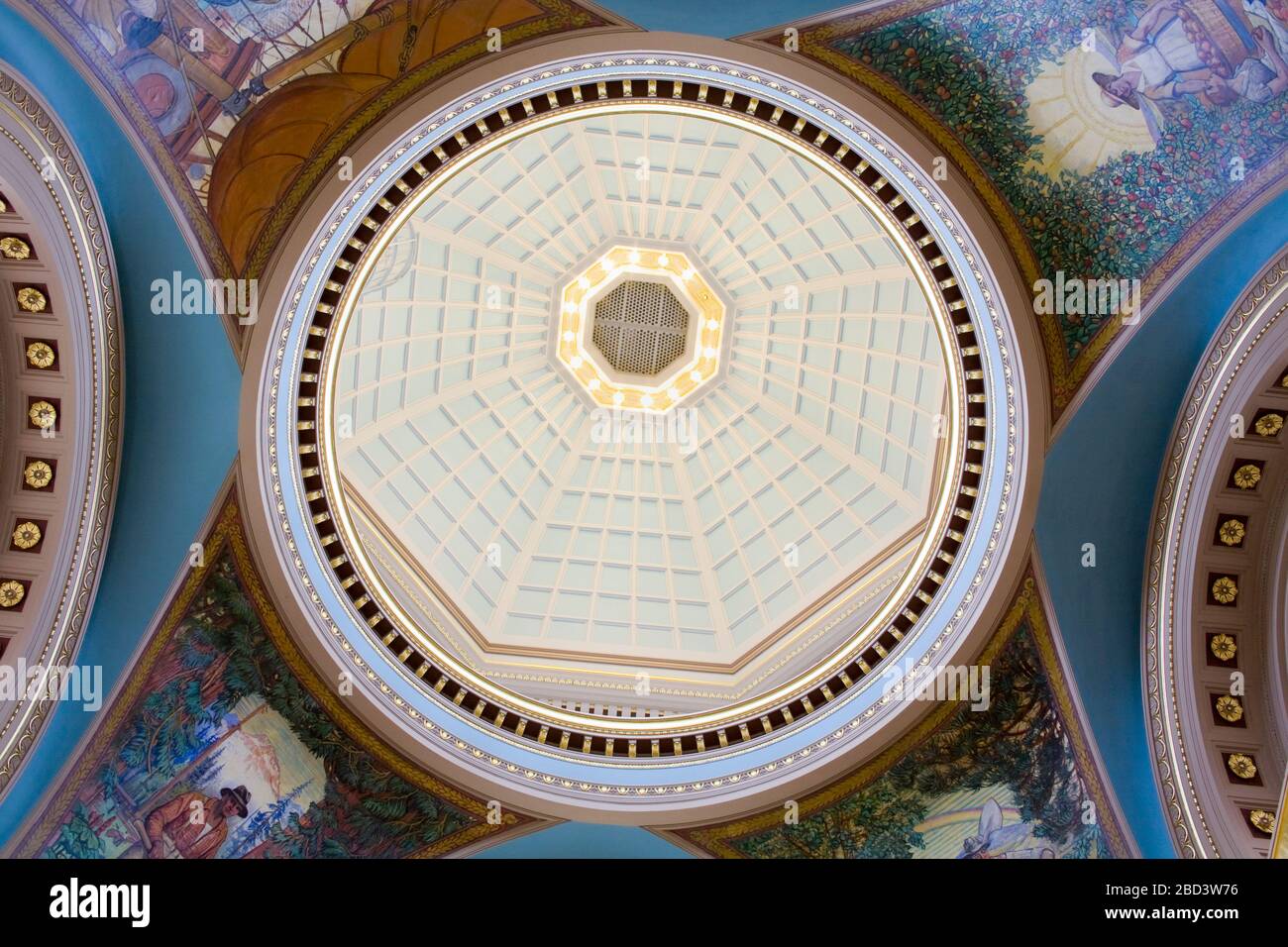 Canada parliament buildings hi-res stock photography and images - Alamy