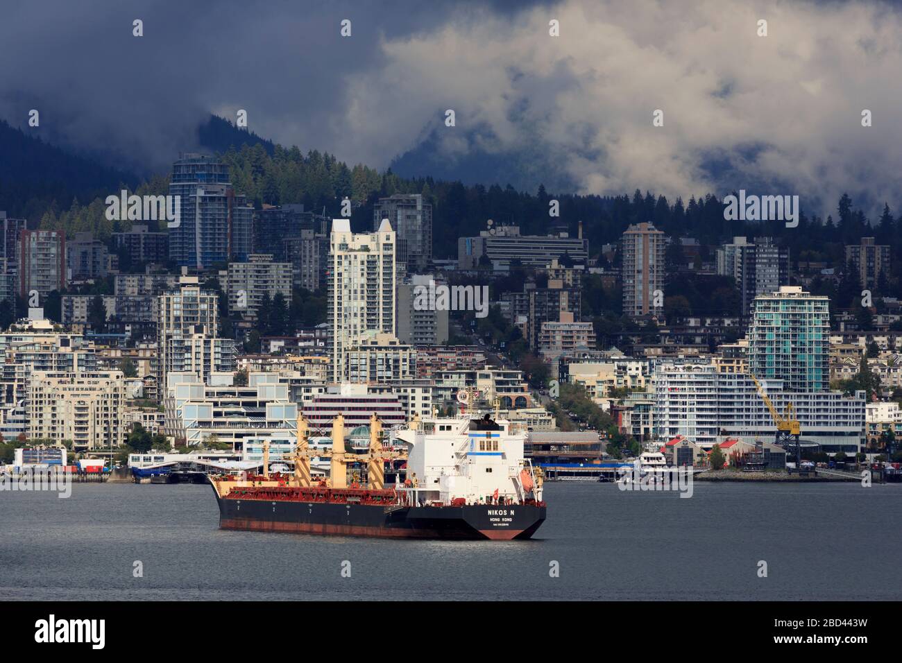 Vancouver coastal seaport city hi-res stock photography and images - Alamy