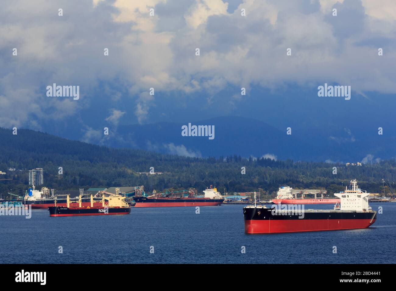 Vancouver coastal seaport city hi-res stock photography and images - Alamy