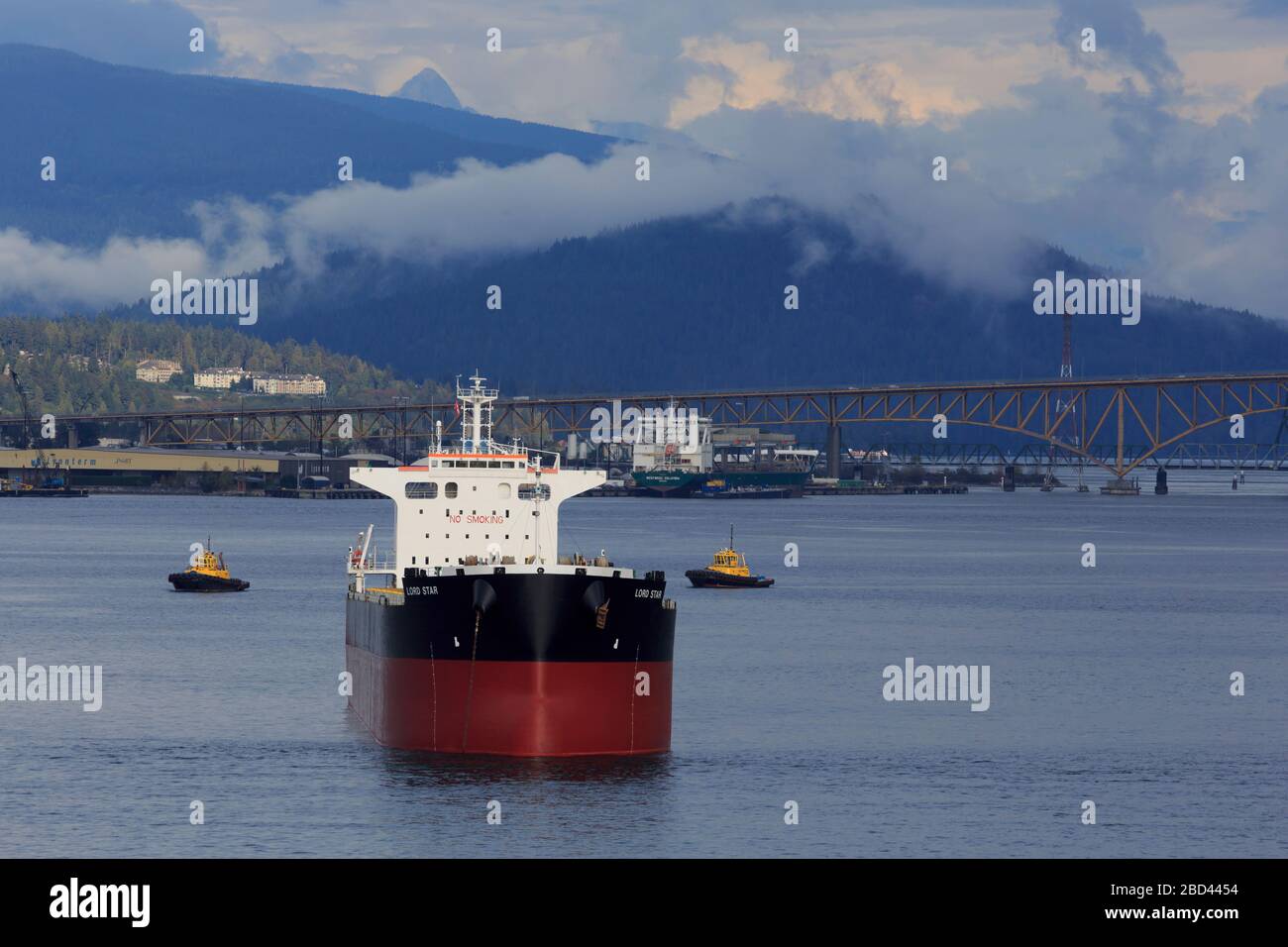 Burrard Inlet, Vancouver, British Columbia, Canada Stock Photo - Alamy