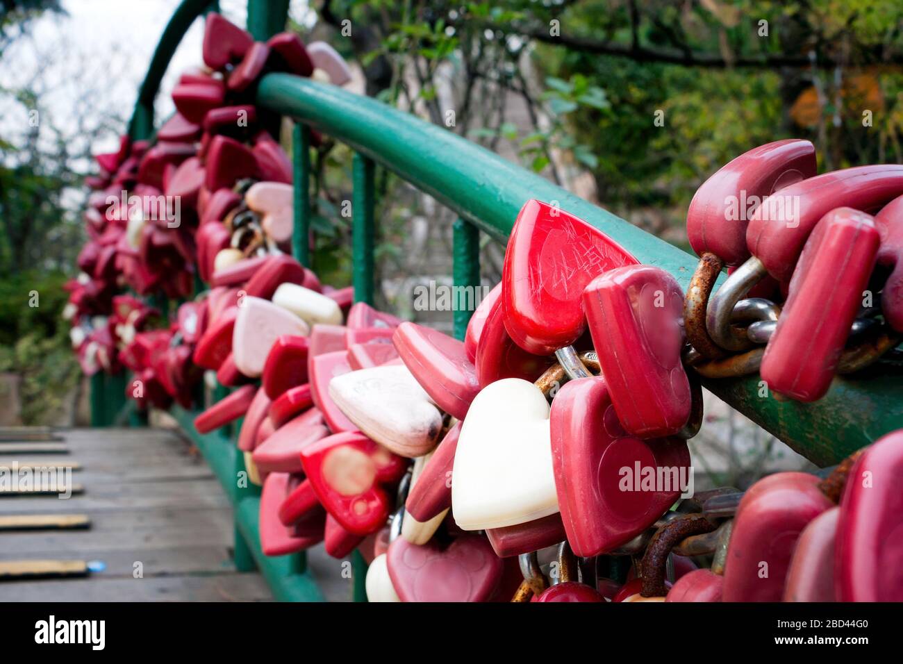 Heart locks and china hi-res stock photography and images - Alamy