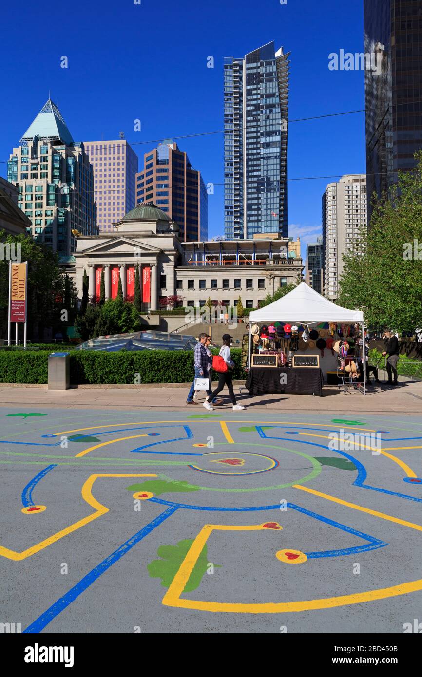 Robson square hi-res stock photography and images - Alamy