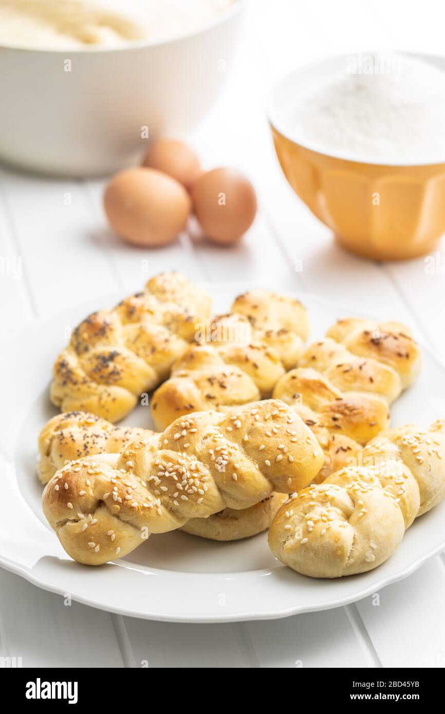 Braided Yeast Bun High Resolution Stock Photography and Images - Alamy