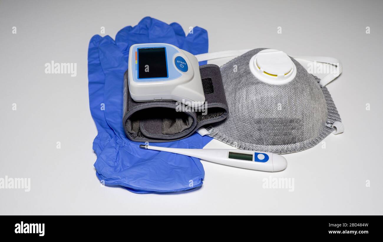 Body temperature monitor hi-res stock photography and images - Alamy
