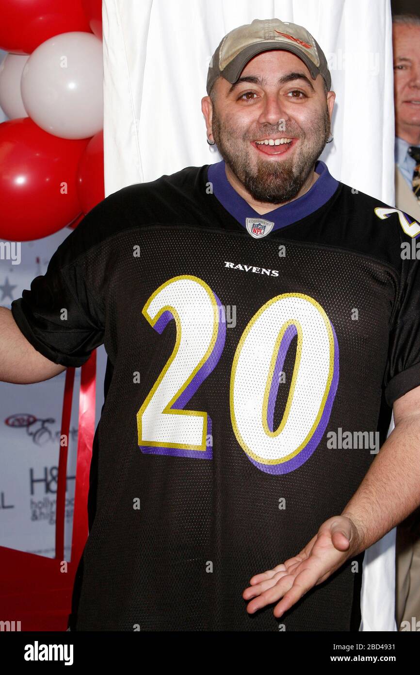 February 1, 2012, Los Angeles, CA, USA: LOS ANGELES - FEB 1: Duff ...