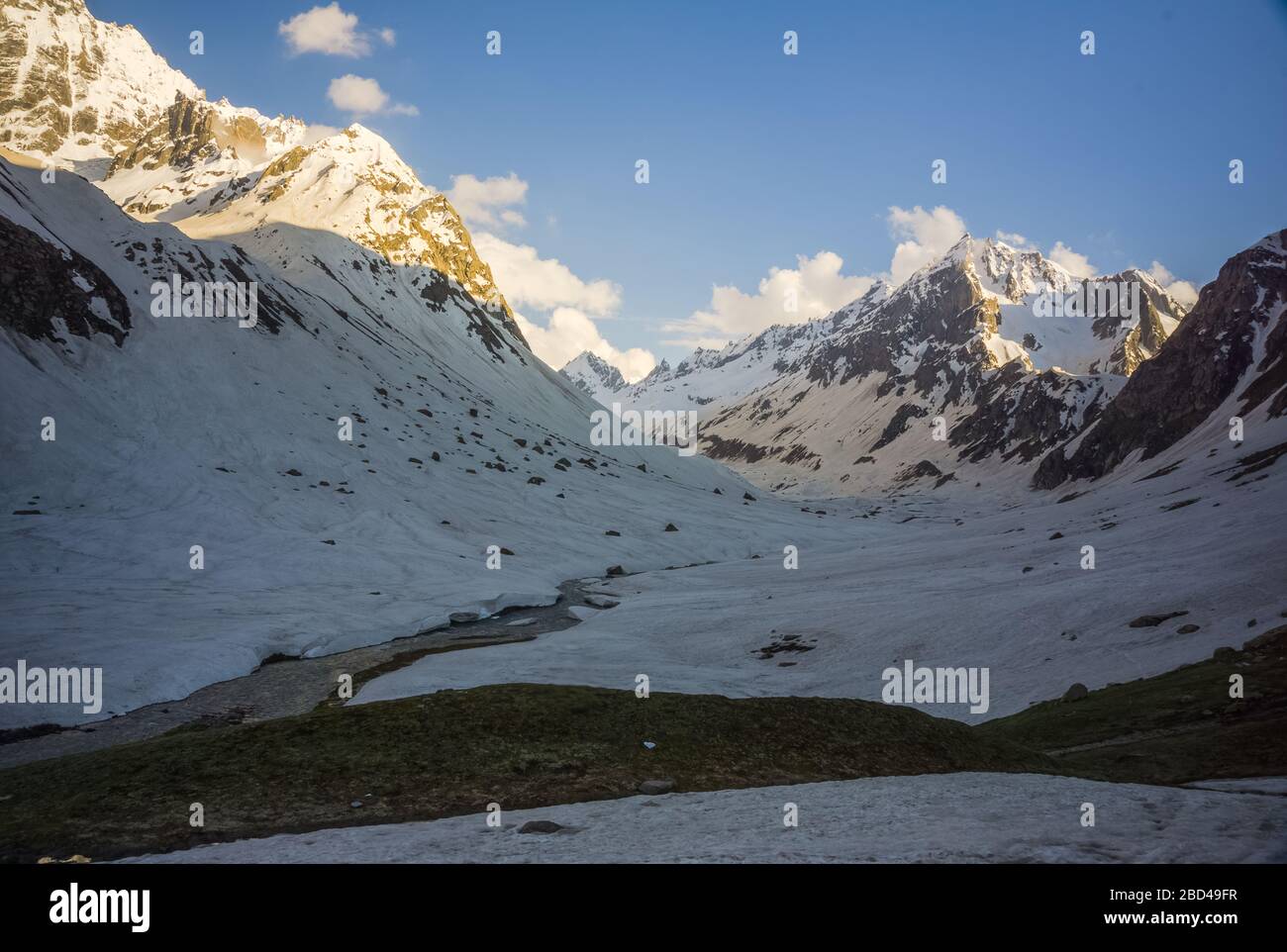 The amazing trek to hampta pass himalaya himachal pradesh india Stock ...