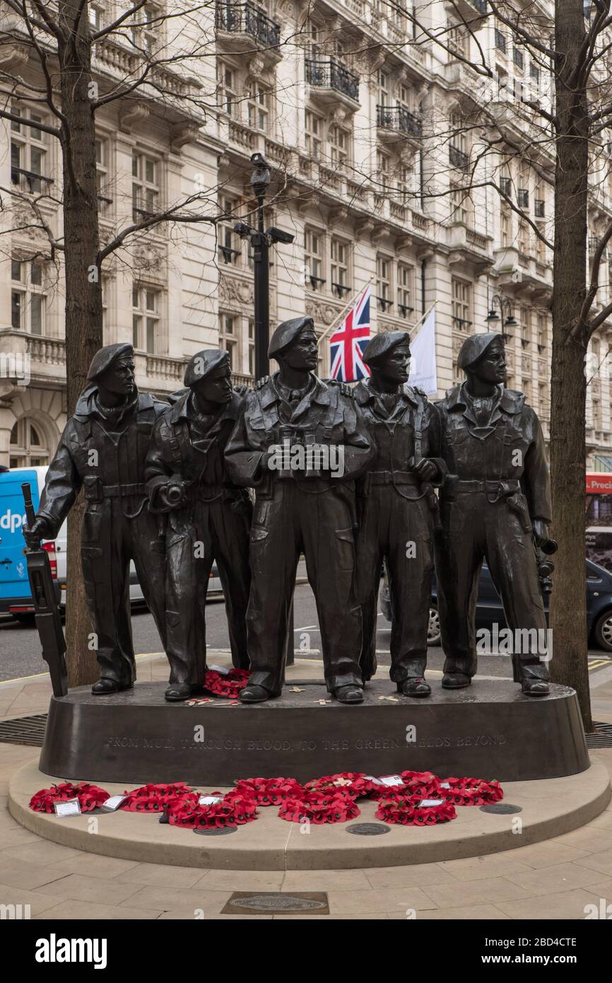 Royal Tank Regiment Memorial, London Stock Photo - Alamy