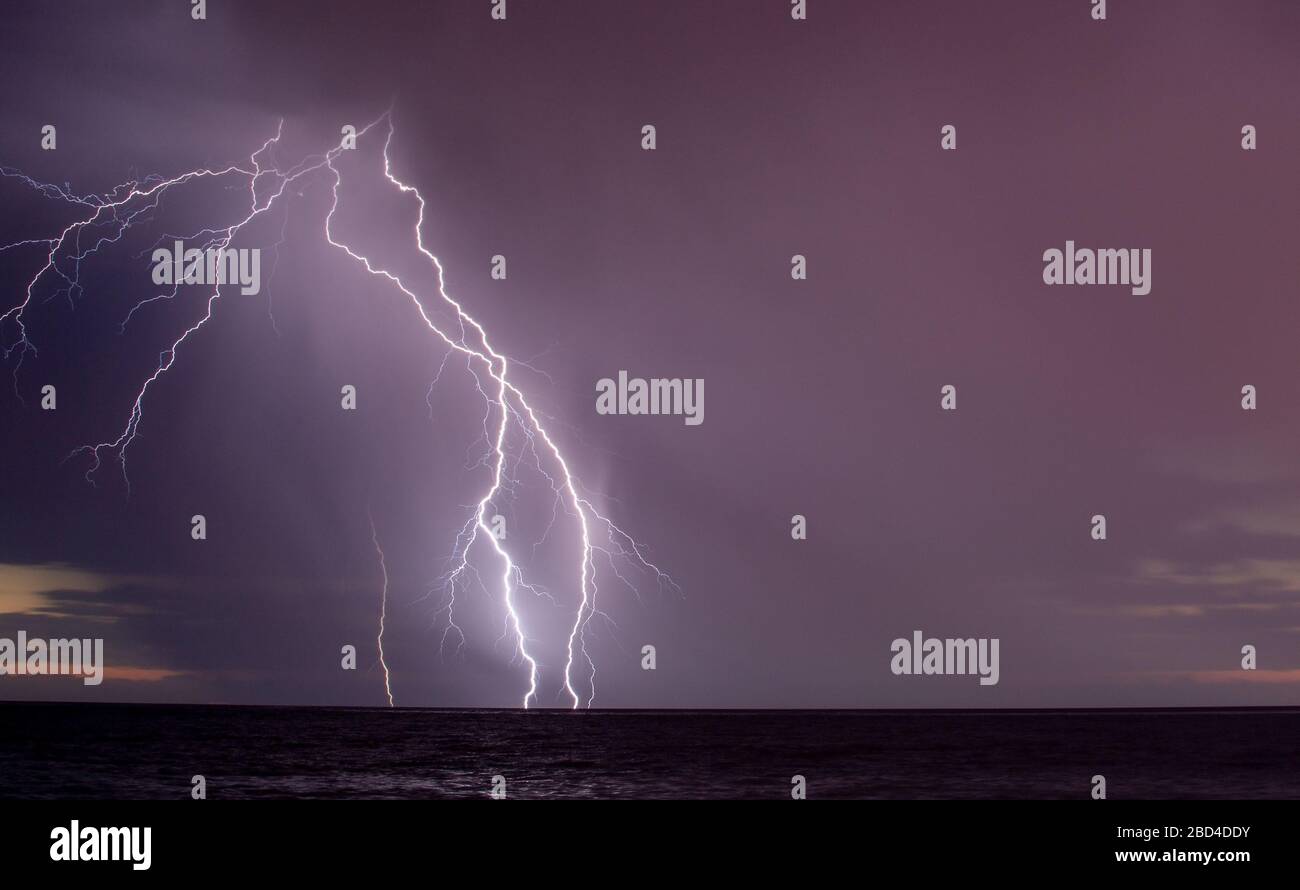 Lightning storm over the ocean, Western Australia Stock Photo - Alamy
