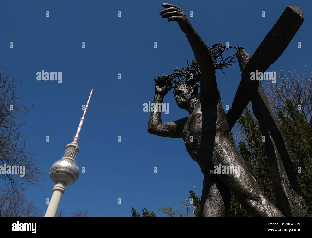 Berlin, Germany. 06th Apr, 2020. The sculpture "Resurrection" by ...
