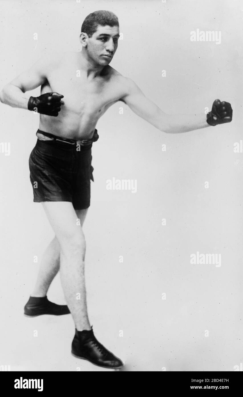 Boxer tom mcmahan hi-res stock photography and images - Alamy