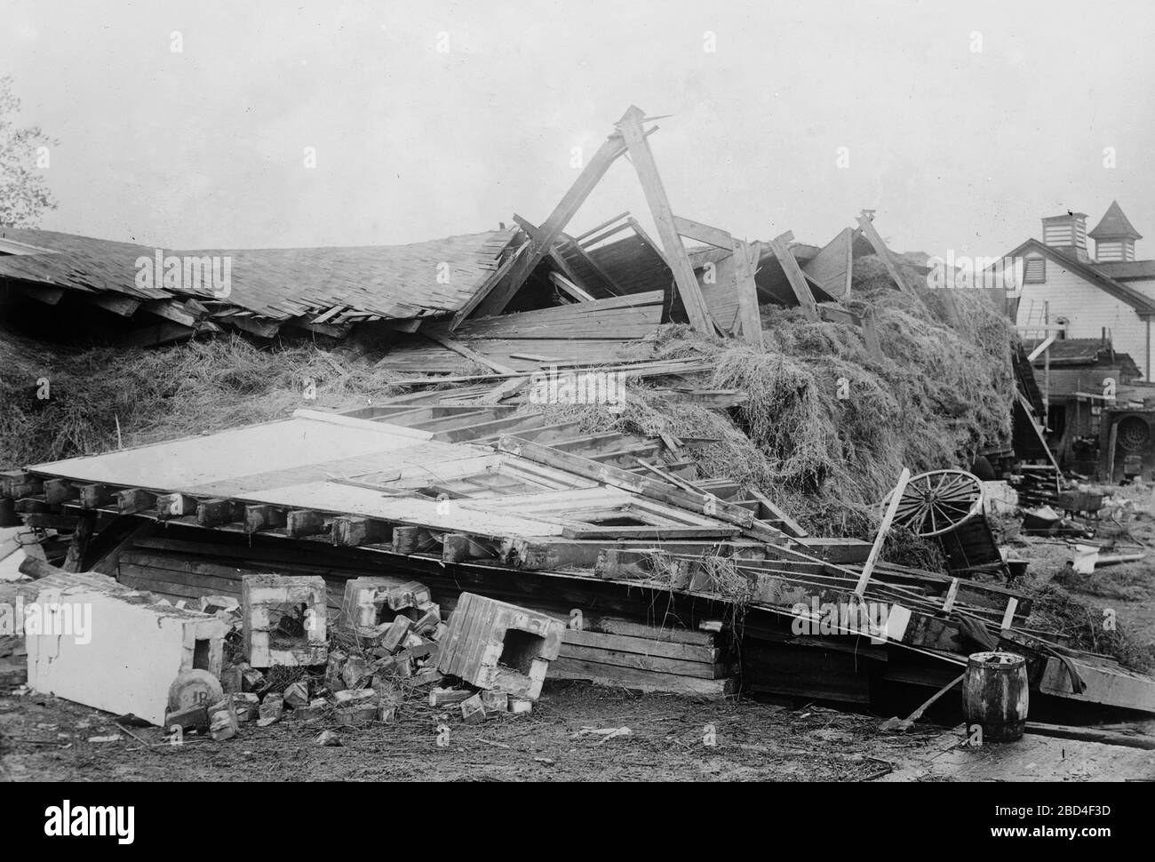 Geneva New York Cyclone Damage - Geneva New York Cyclone Damage - Cow ...