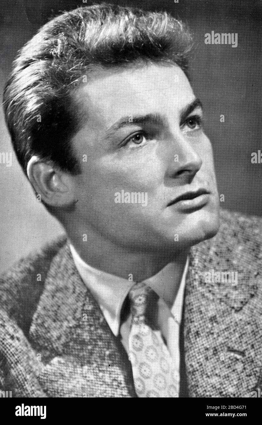 Italian actor 1950s hi-res stock photography and images - Alamy