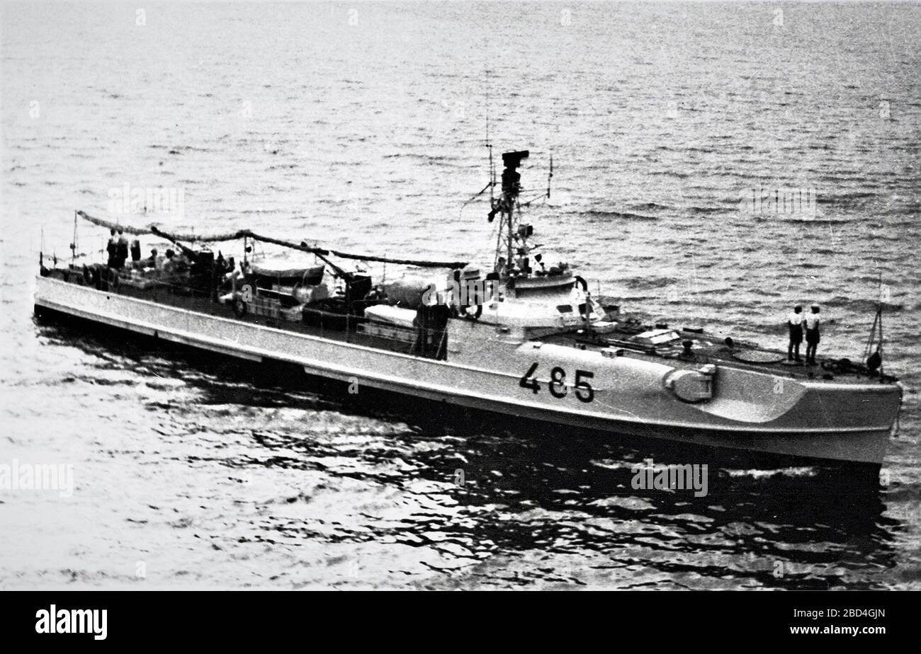 Motor boat 1950s hi-res stock photography and images - Alamy