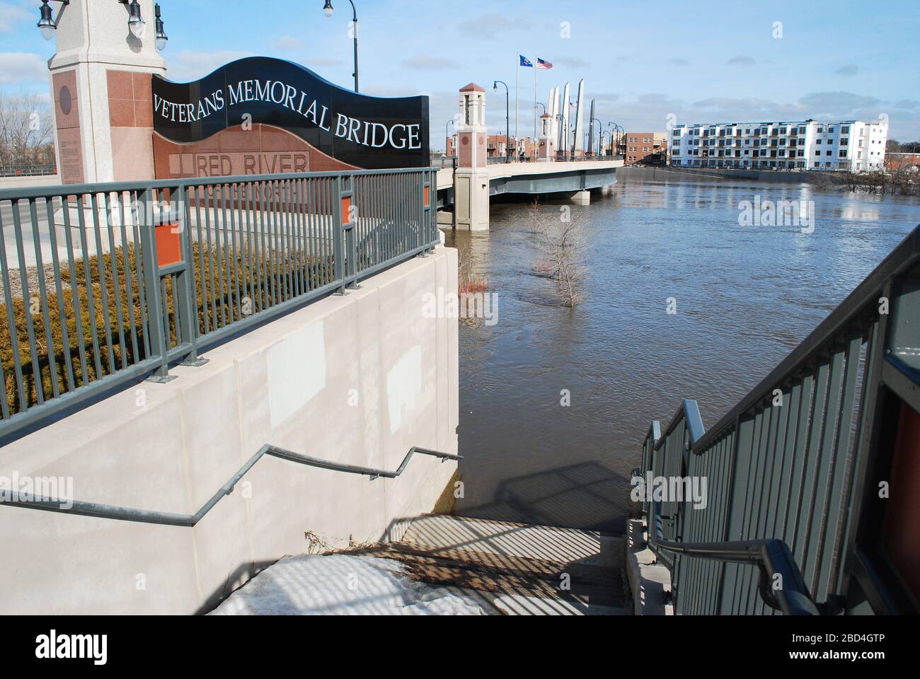 Veterans memorial bridge hi-res stock photography and images - Alamy