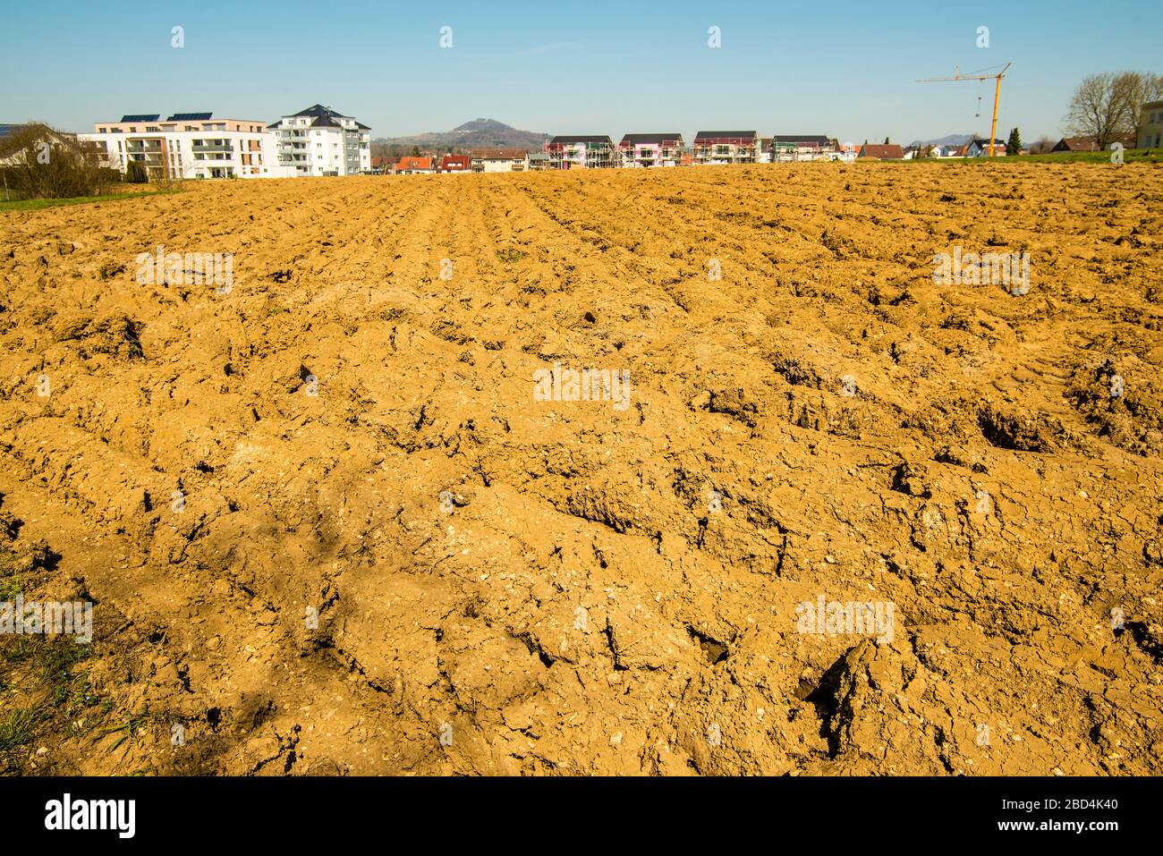 Hill agriculture field acre hi-res stock photography and images - Alamy