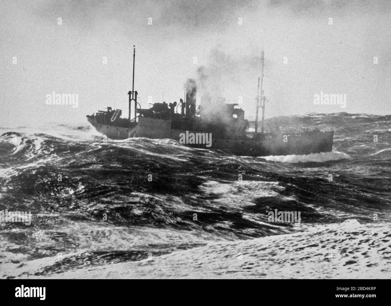 Convoy atlantic world war ii hi-res stock photography and images - Alamy