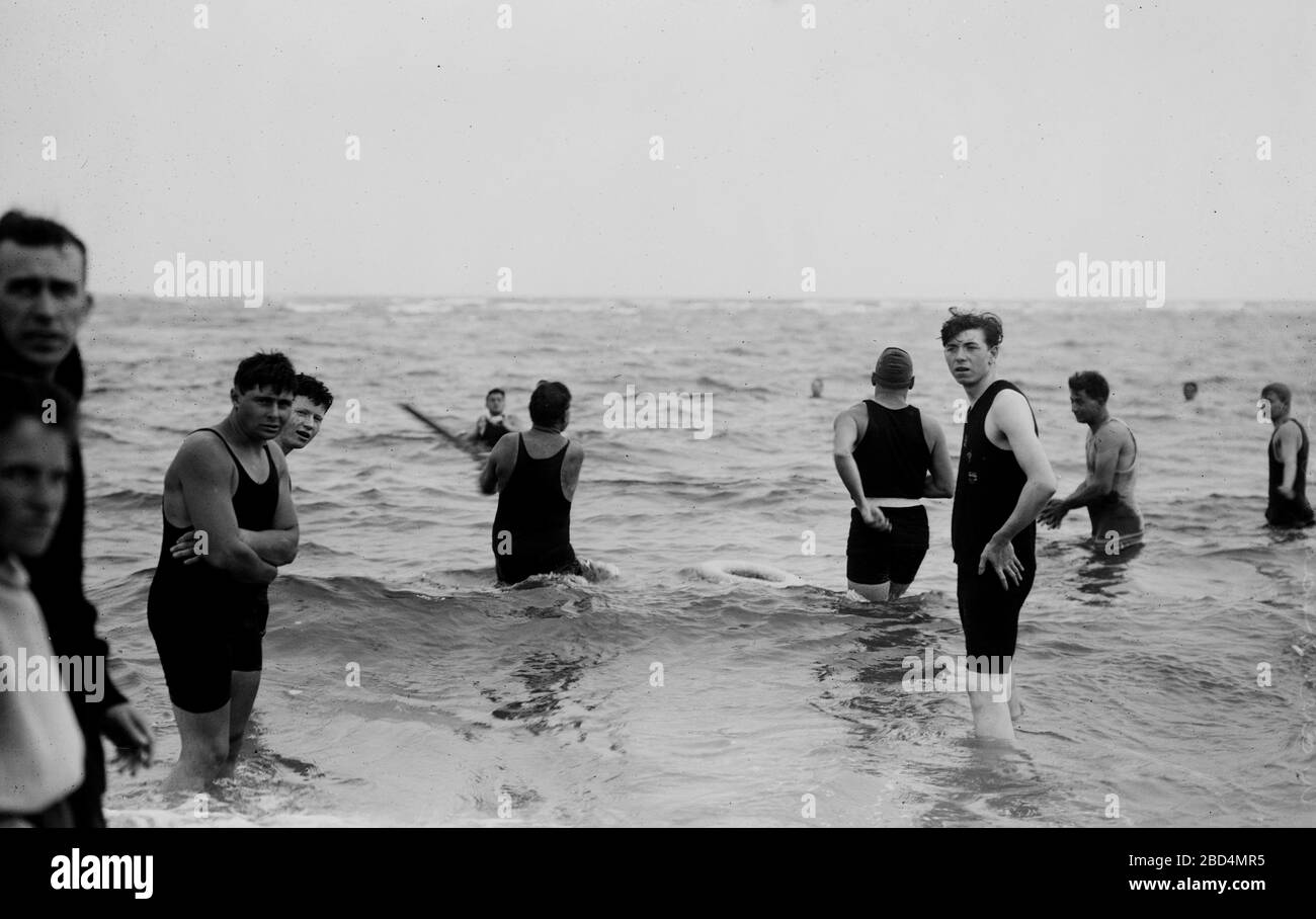 Baseball vintage beach hi-res stock photography and images - Alamy