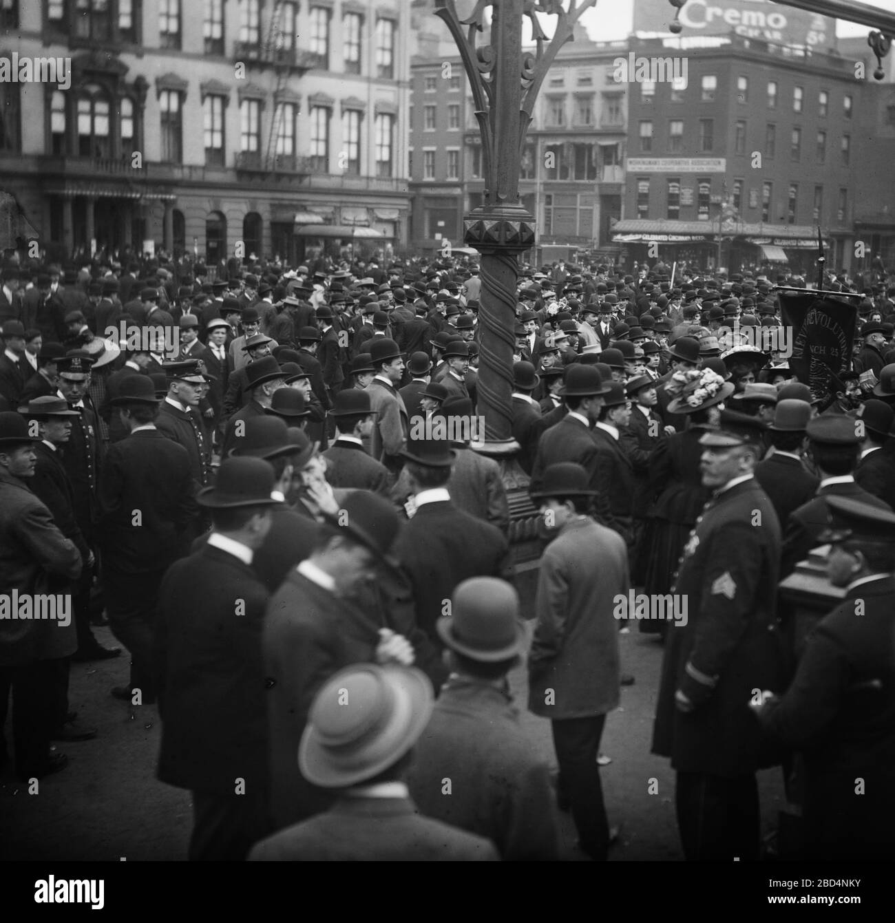 1 5 08 Black and White Stock Photos & Images - Alamy