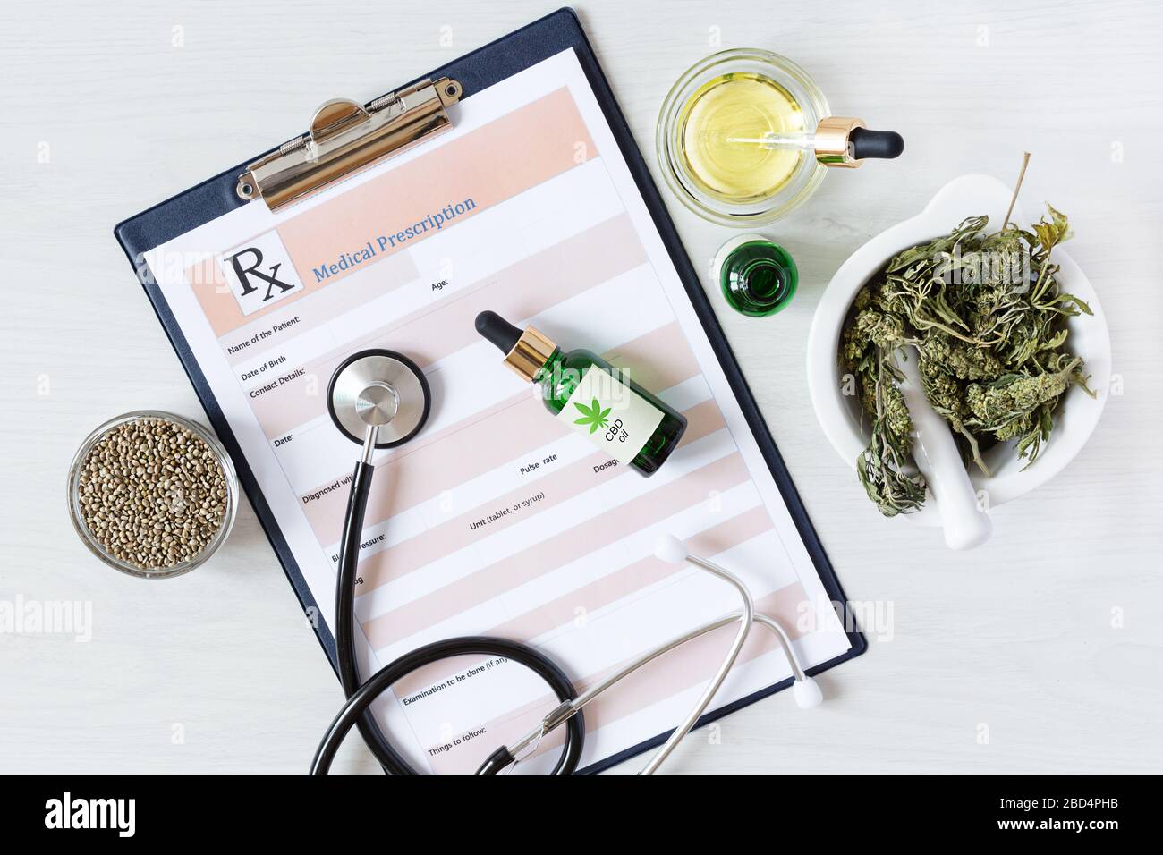 Doctor leaves stethoscope hi-res stock photography and images - Alamy