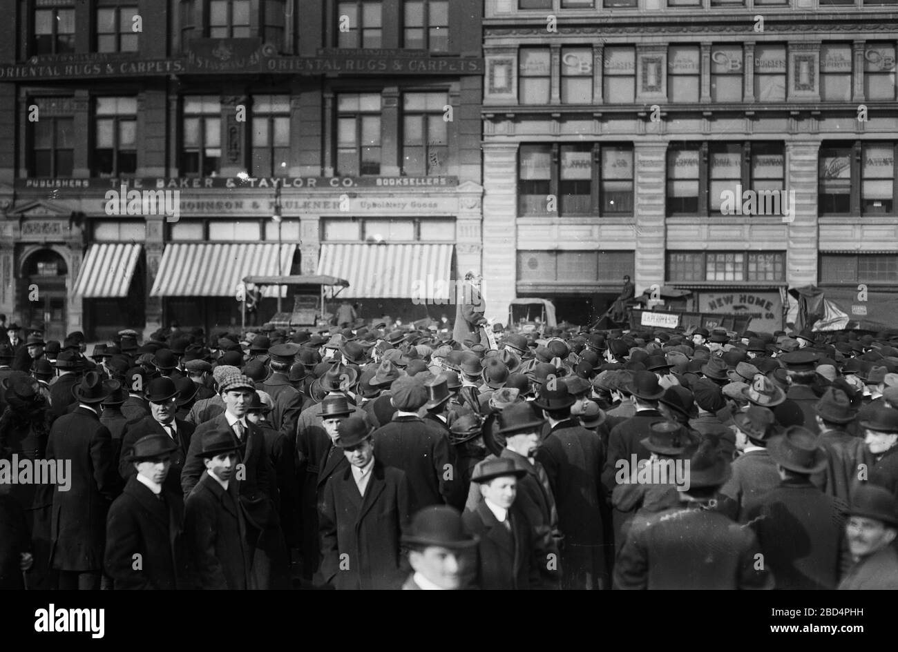 Anarchists anarchy hi-res stock photography and images - Alamy