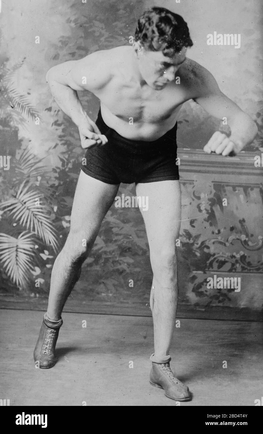 Welterweight champion boxer Jack Britton ca. 1910-1915 Stock Photo - Alamy