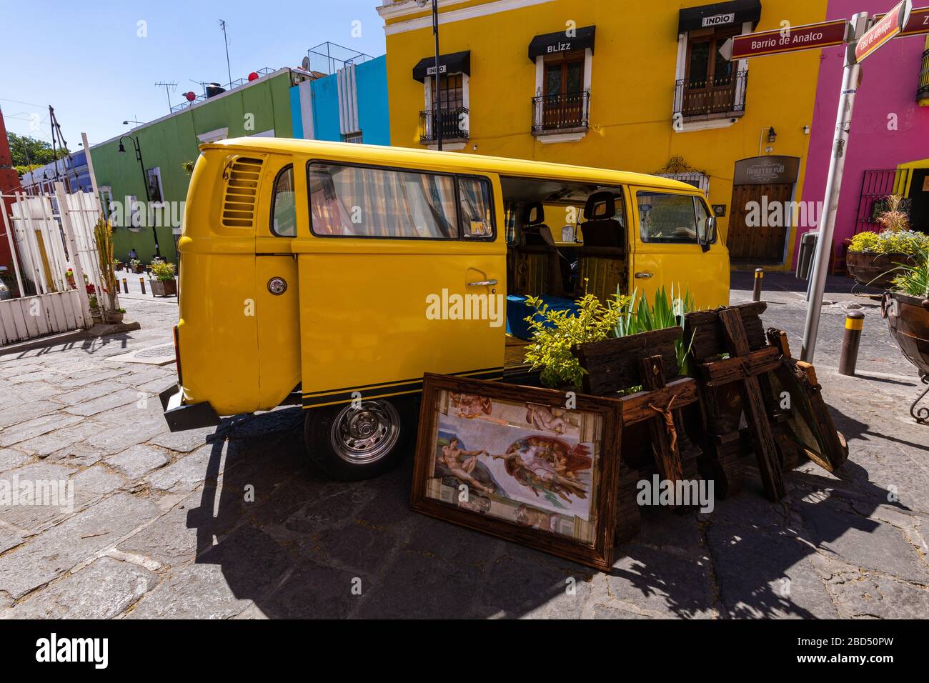 Morning streets in Puebla - one of the five most important Spanish ...