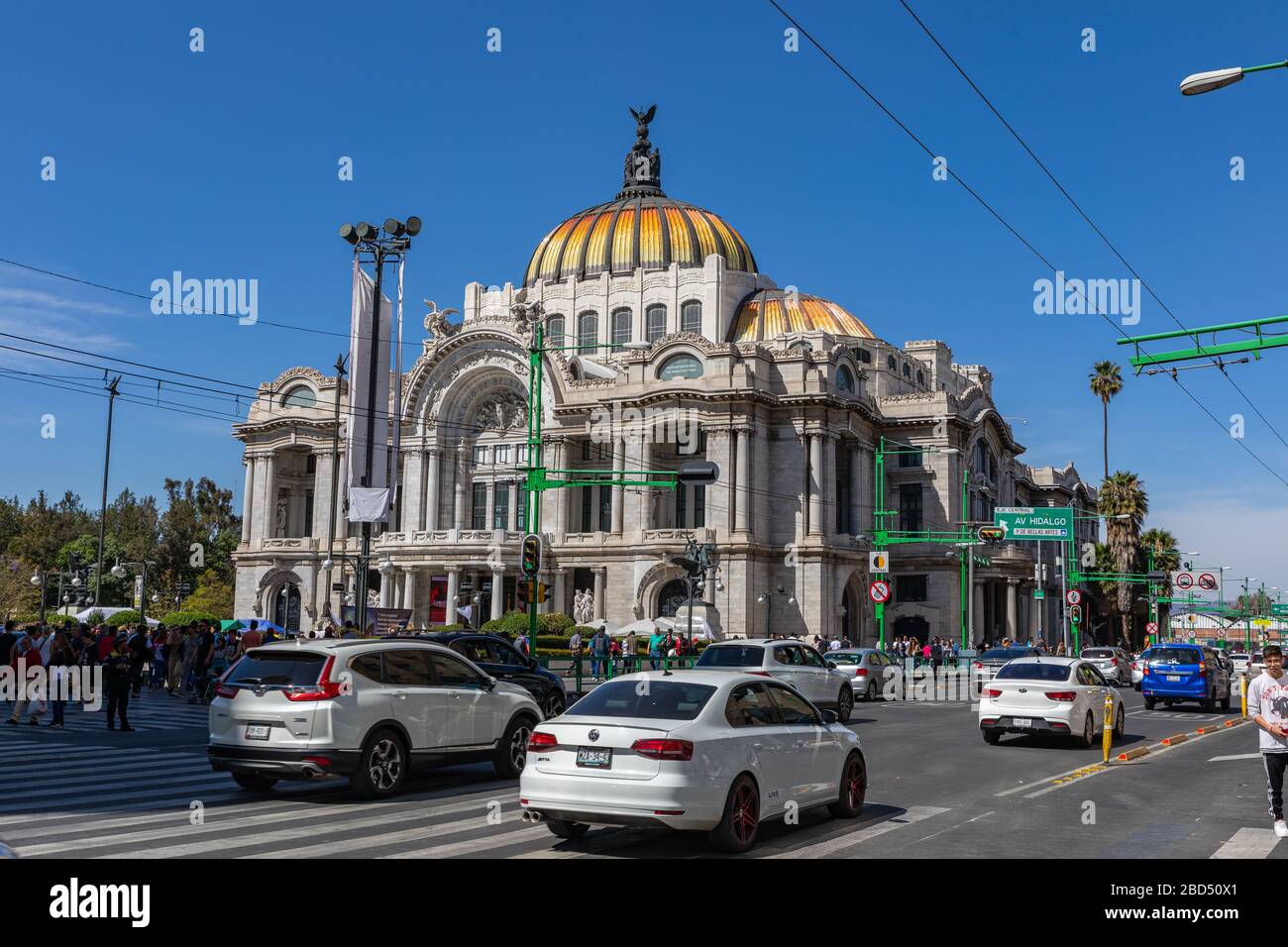 Fine Arts Palace - Palacio de Bellas Artes cultural center in Mexico ...