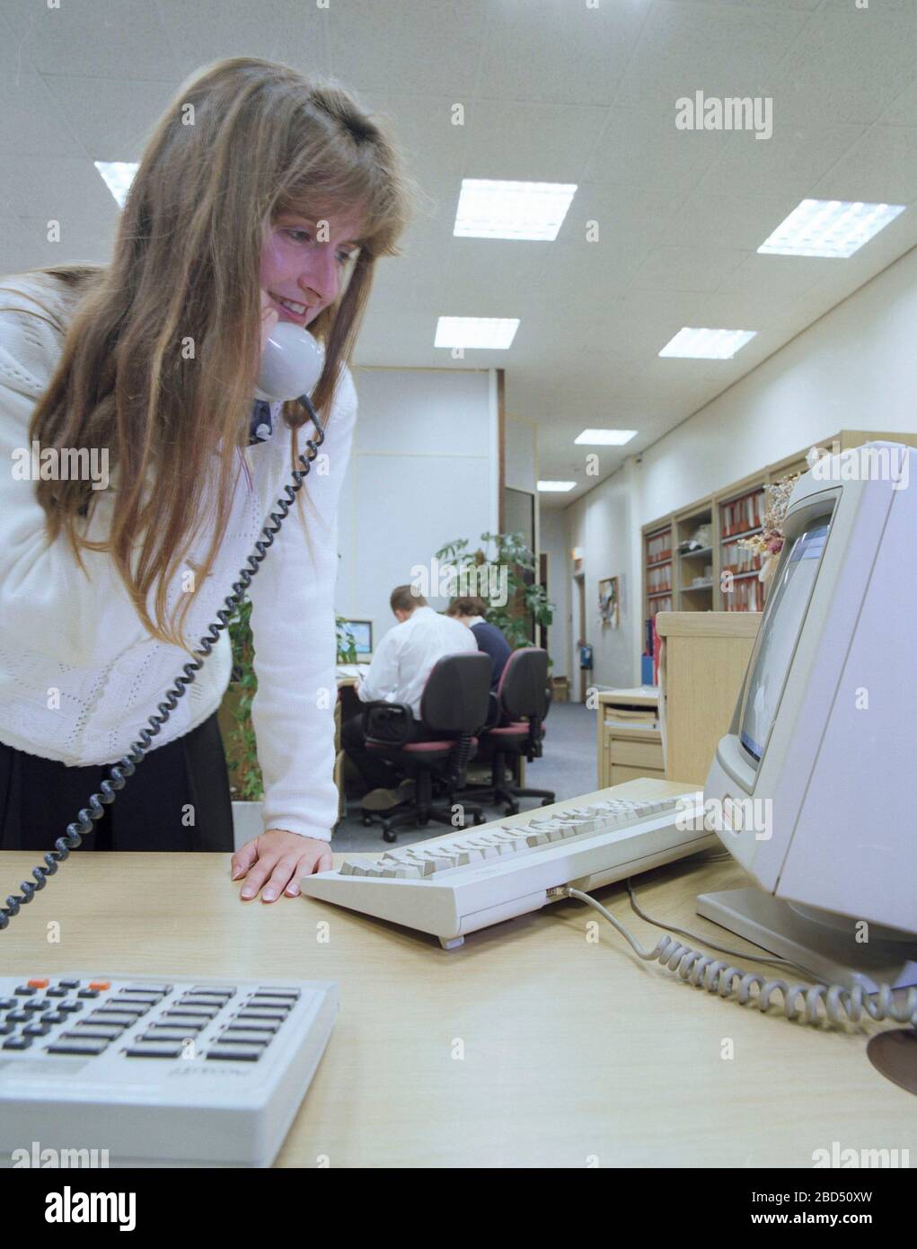 1995 office hi-res stock photography and images - Alamy
