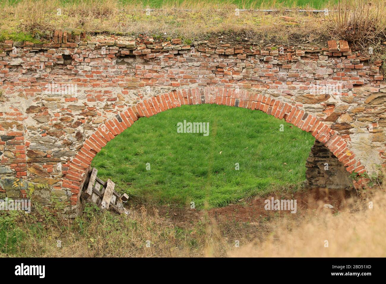 Useless bridge hi-res stock photography and images - Alamy