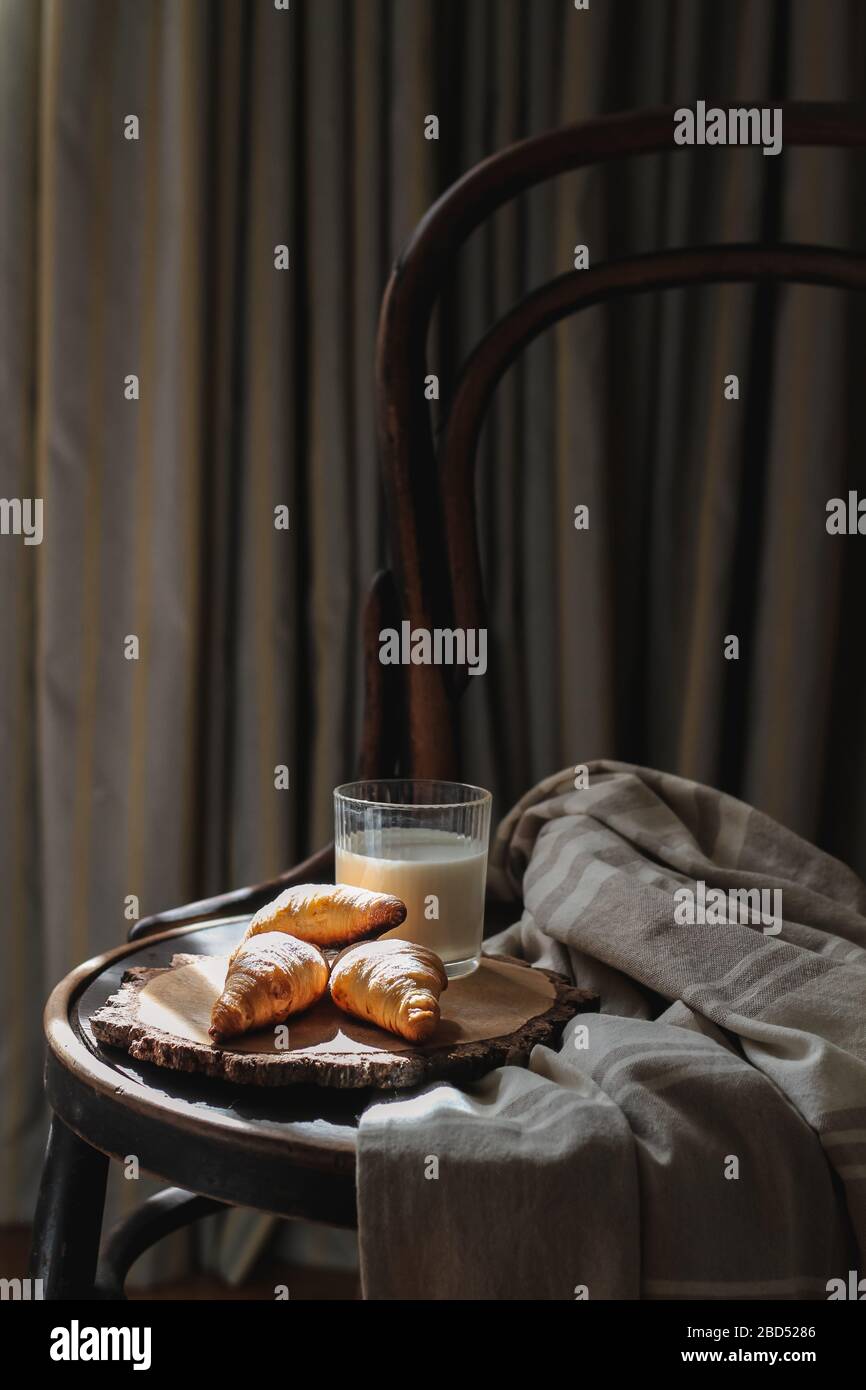 Vintage breakfast scene croissant hi-res stock photography and images ...