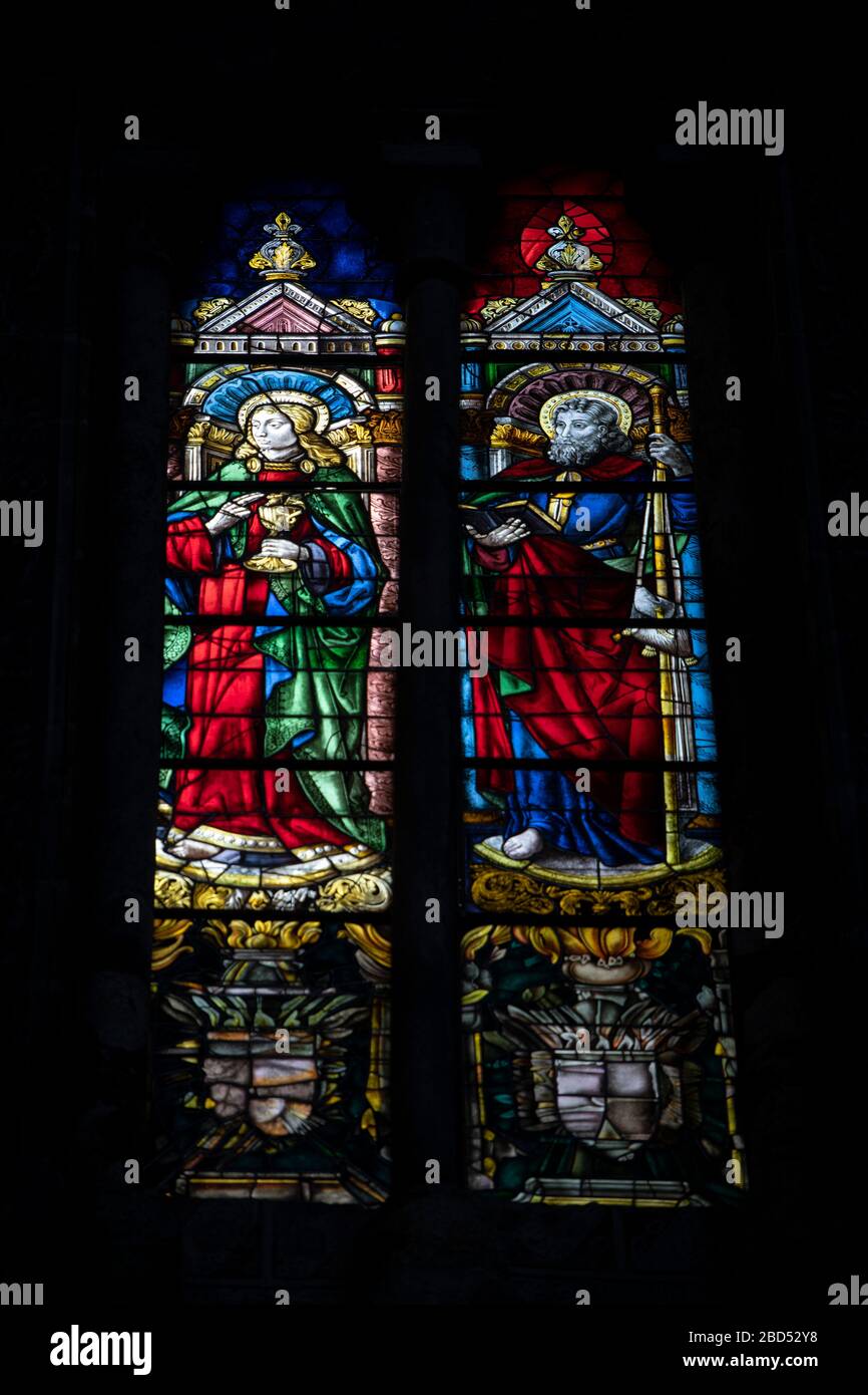 Medieval romanesque art artwork hi-res stock photography and images - Alamy