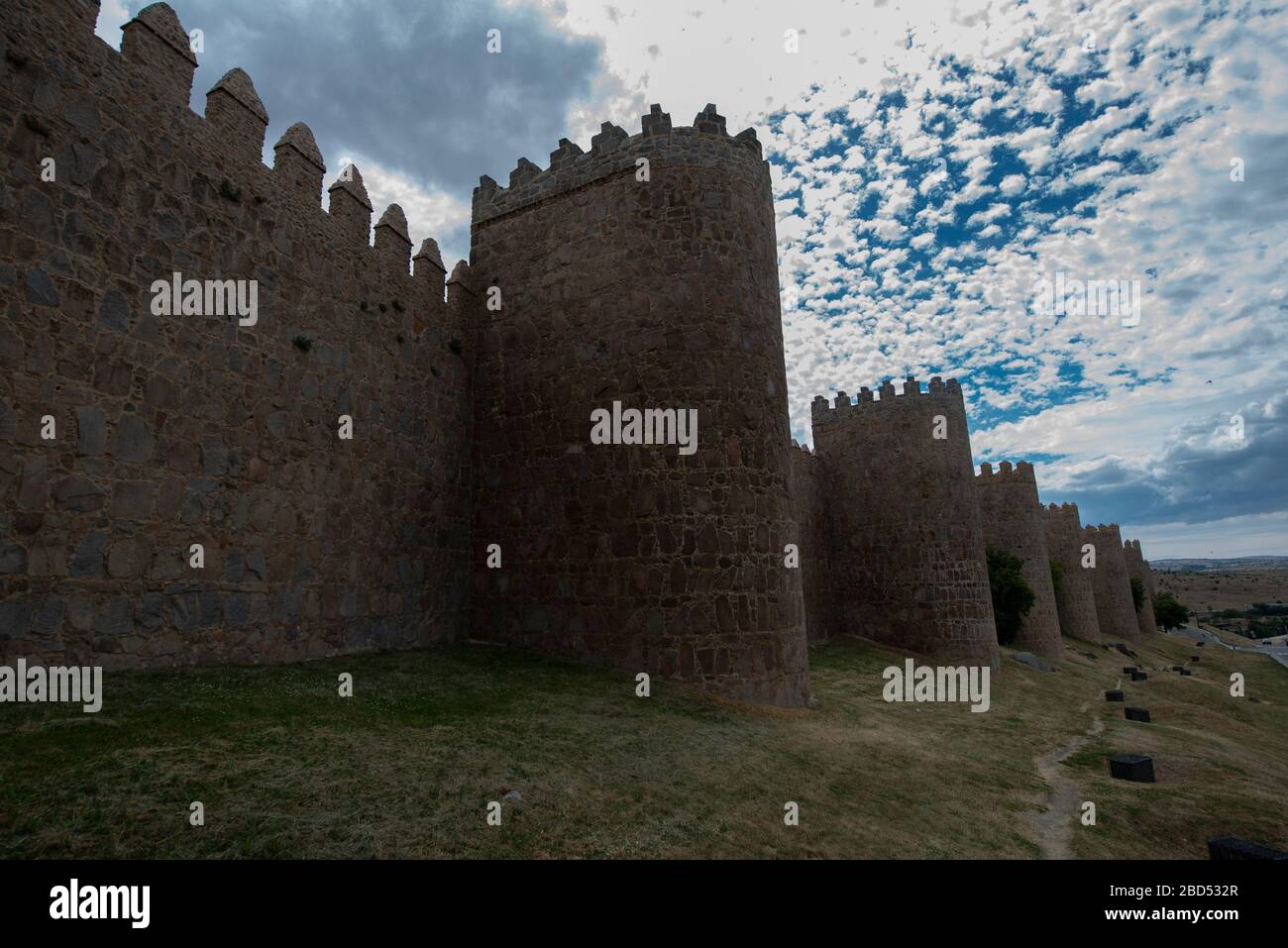 Medieval ramparts hi-res stock photography and images - Alamy