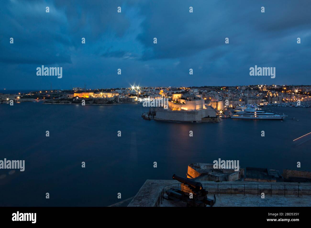 Cannon of the Saluting Battery at the lower tier of St. Peter & Paul ...