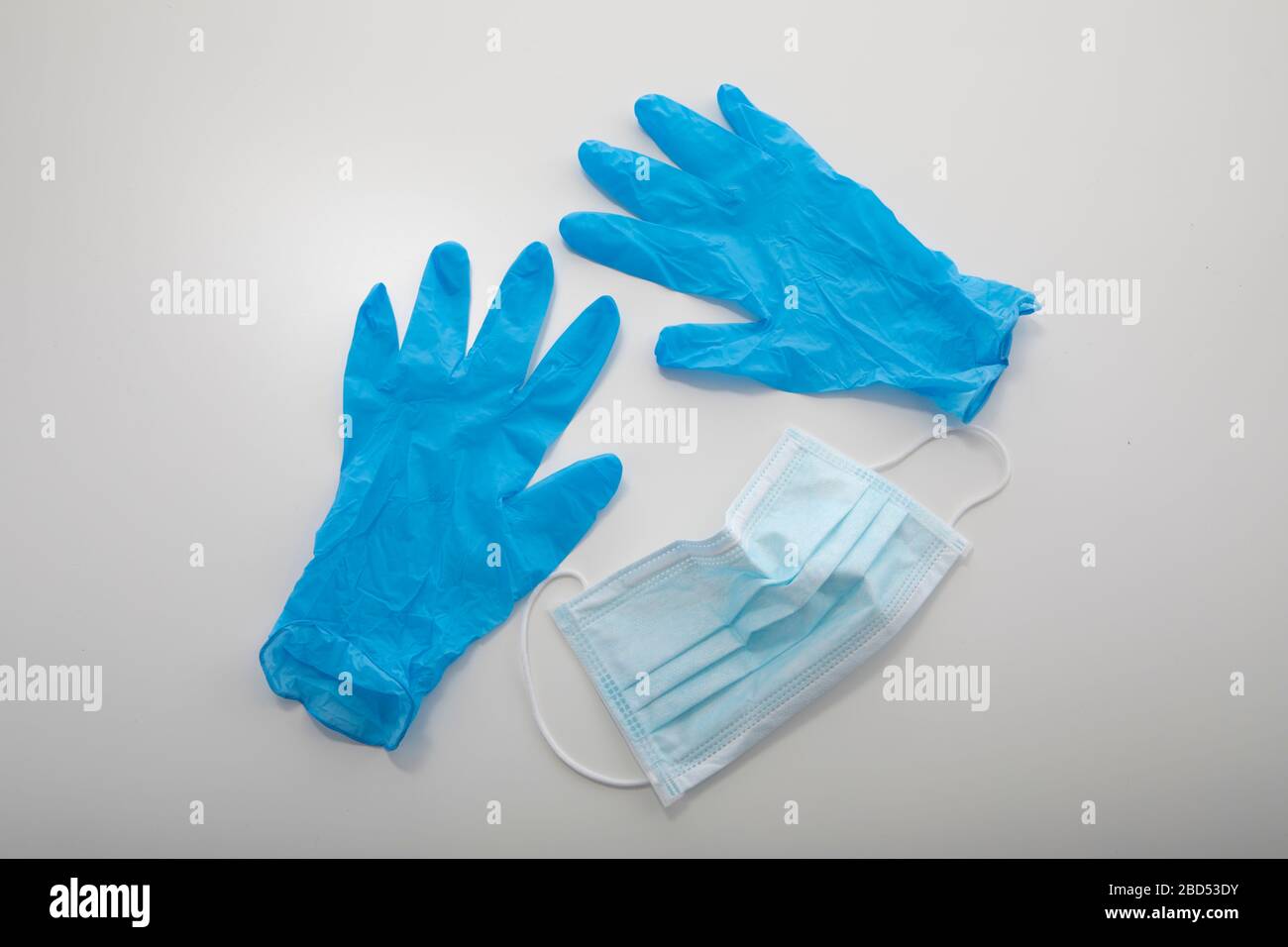Ppe gloves hi-res stock photography and images - Alamy